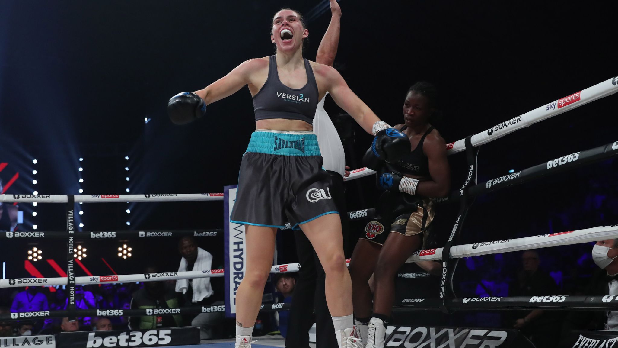 Savannah Marshall stops Lolita Muzeya in second round of sensational ...