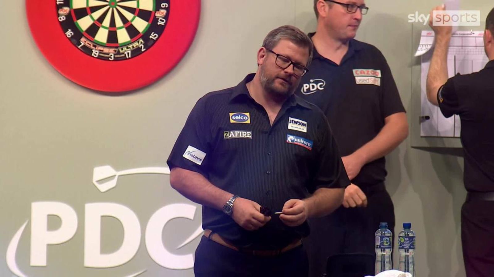 Wade breezes past Krcmar | Darts News | Sky Sports