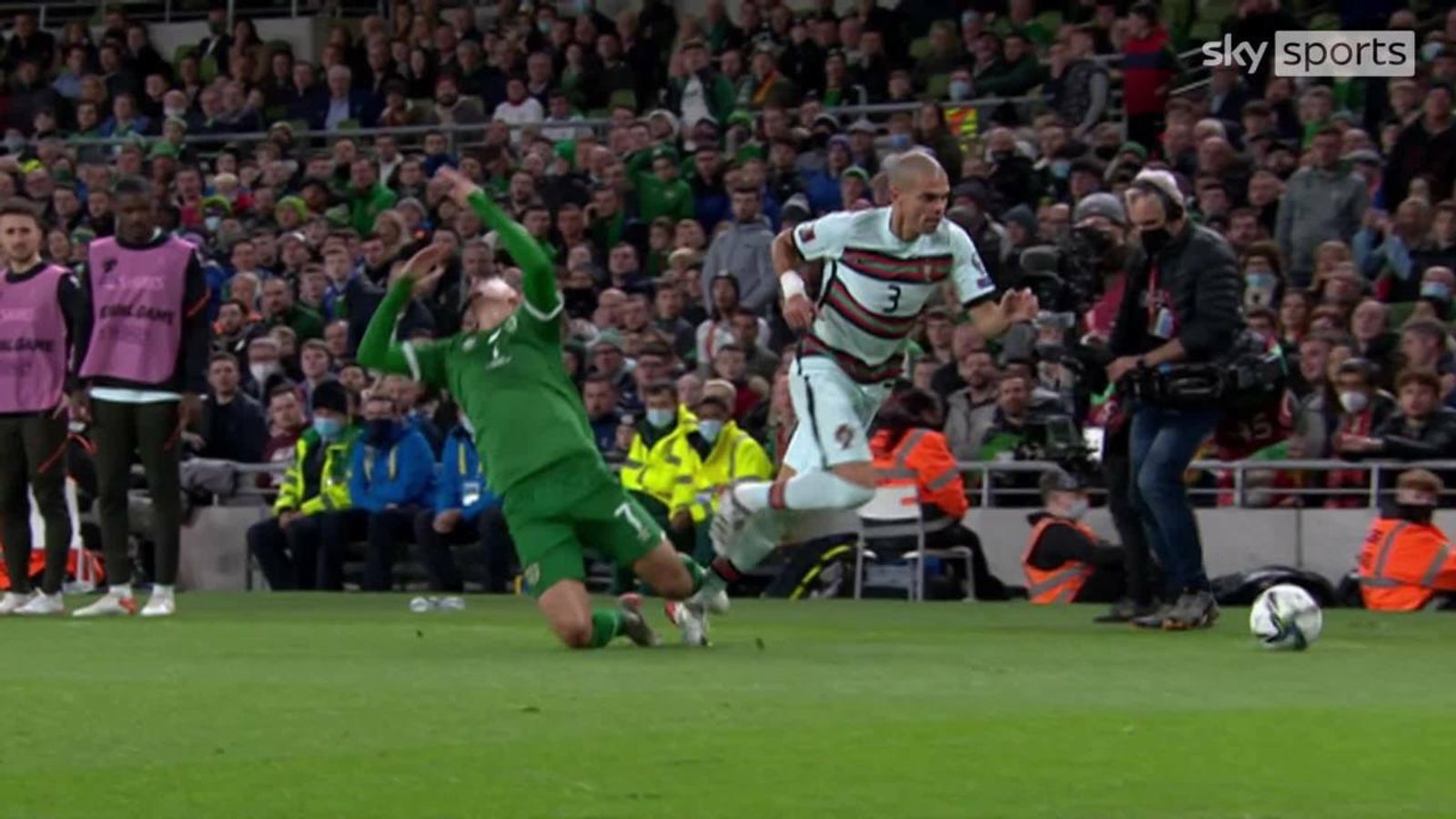 Republic of Ireland 0-0 Portugal: Pepe sent off as hosts frustrate ...