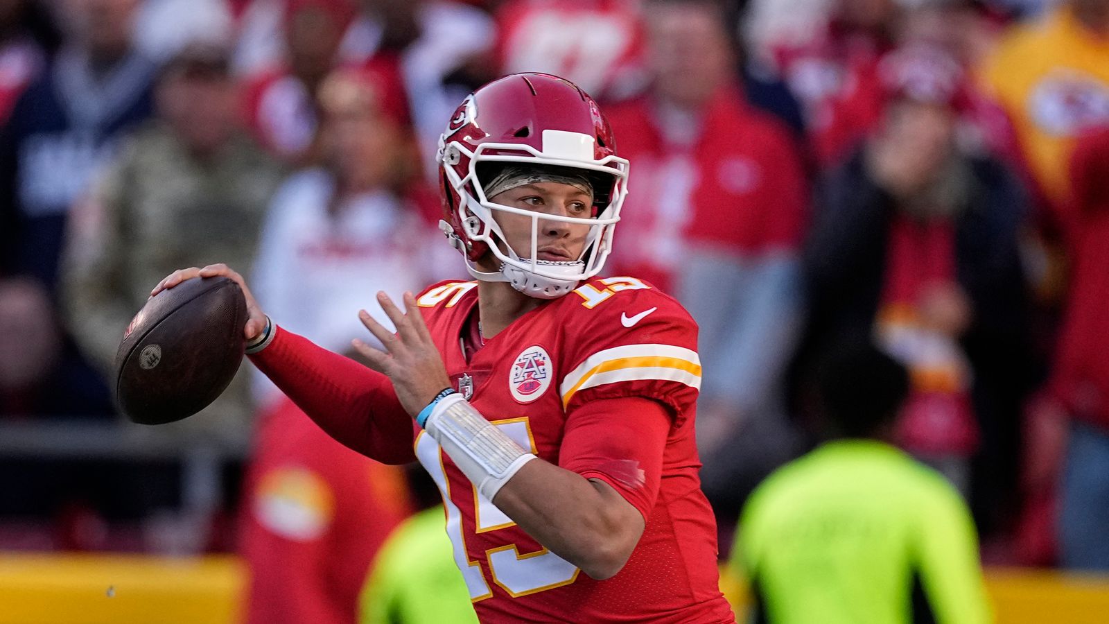 Dallas Cowboys 9-19 Kansas City Chiefs: Chris Jones stars as Chiefs ...