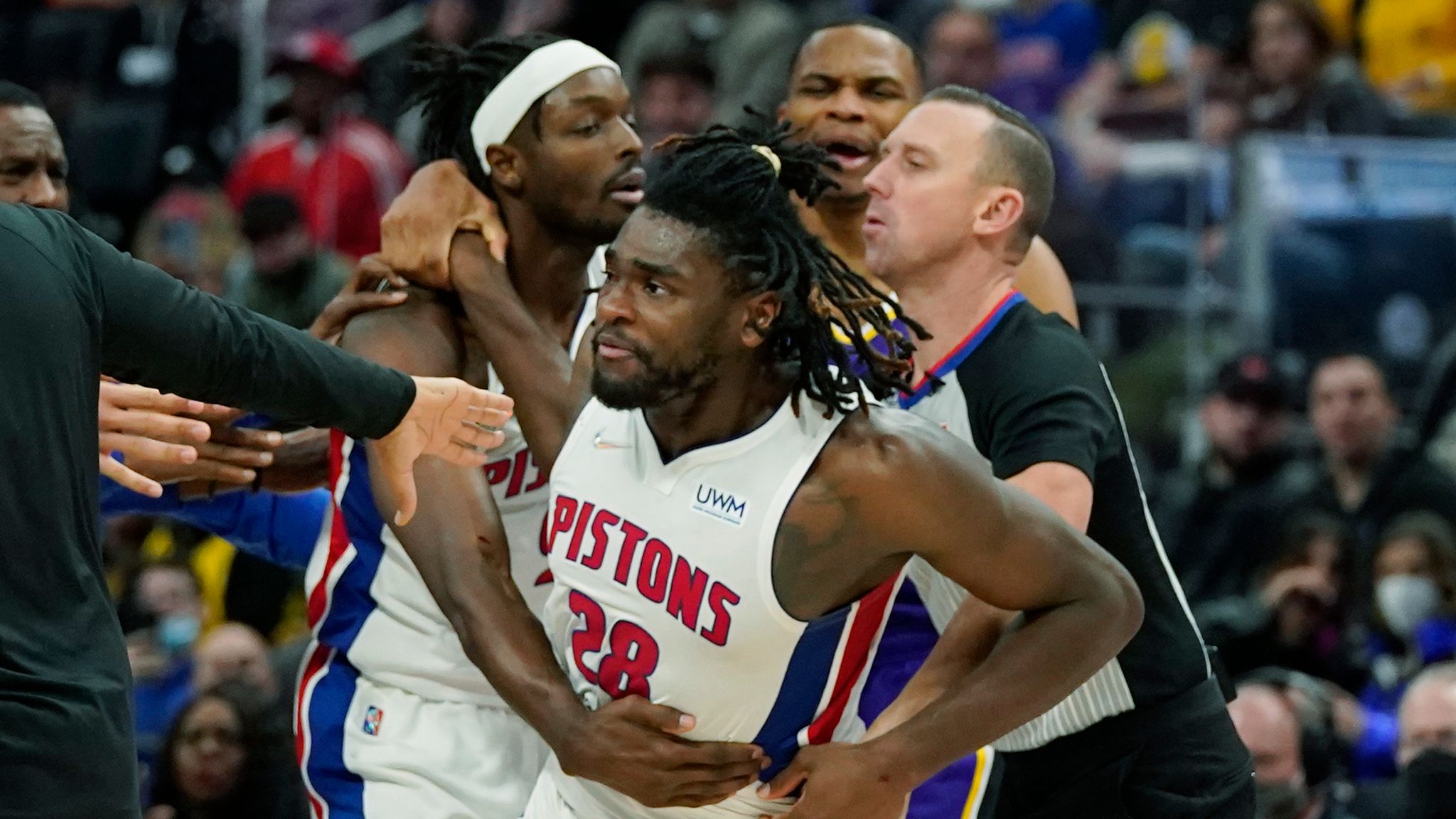 LeBron James ejected: Isaiah Stewart clash leads to Los Angeles Lakers ...