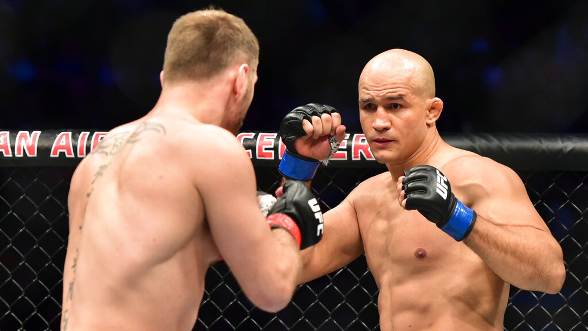Junior Dos Santos was UFC heavyweight champion but is now targeting ...