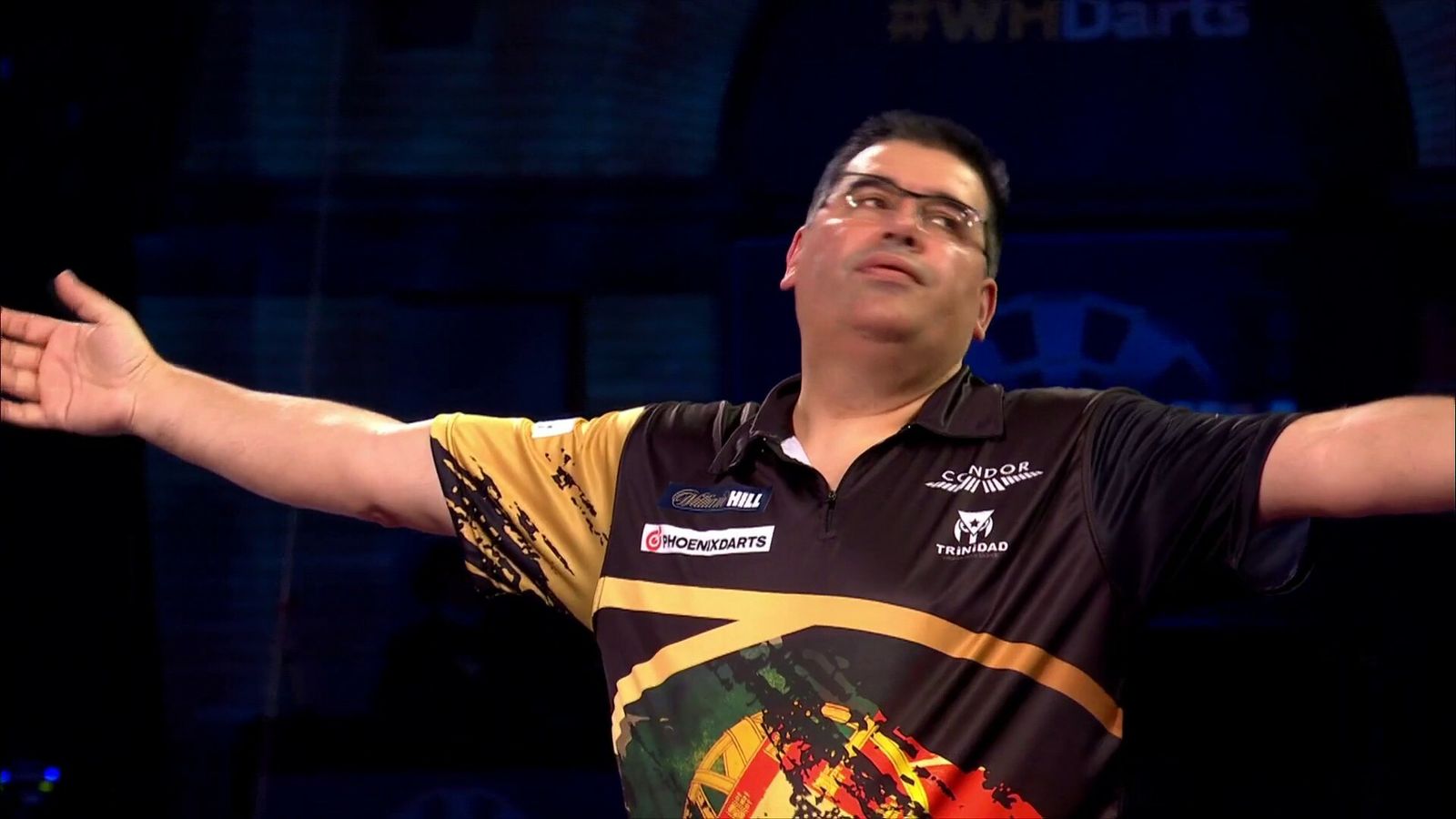 De Sousa's 124 for comeback win! | Darts News | Sky Sports