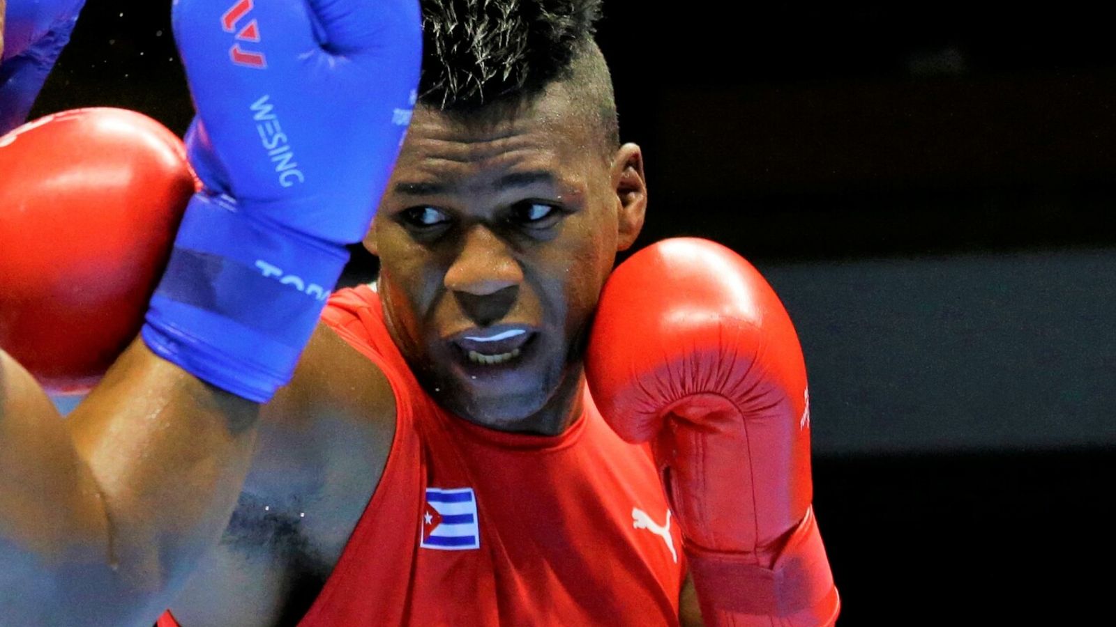 Frazer Clarke inflicted a stunning knockout on Cuba's top heavyweight ...