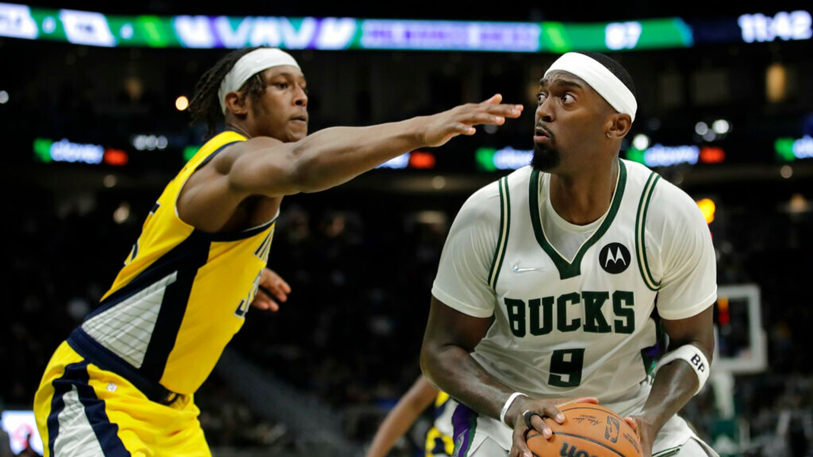 Devonte Graham scores NBA record buzzer-beater to lift Pelicans past ...