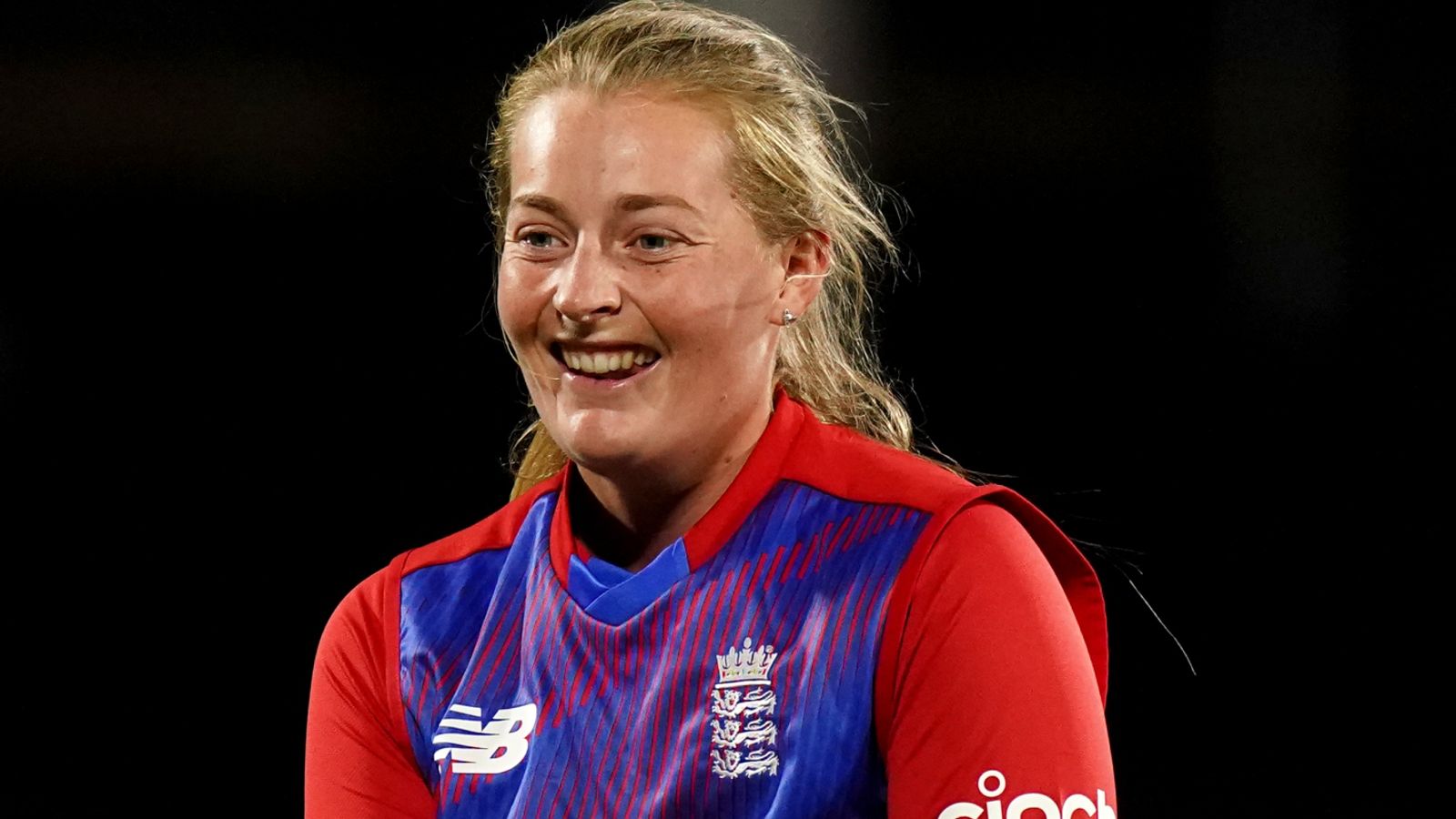 England trio Sophie Ecclestone, Kate Cross, Sophia Dunkley to play in ...