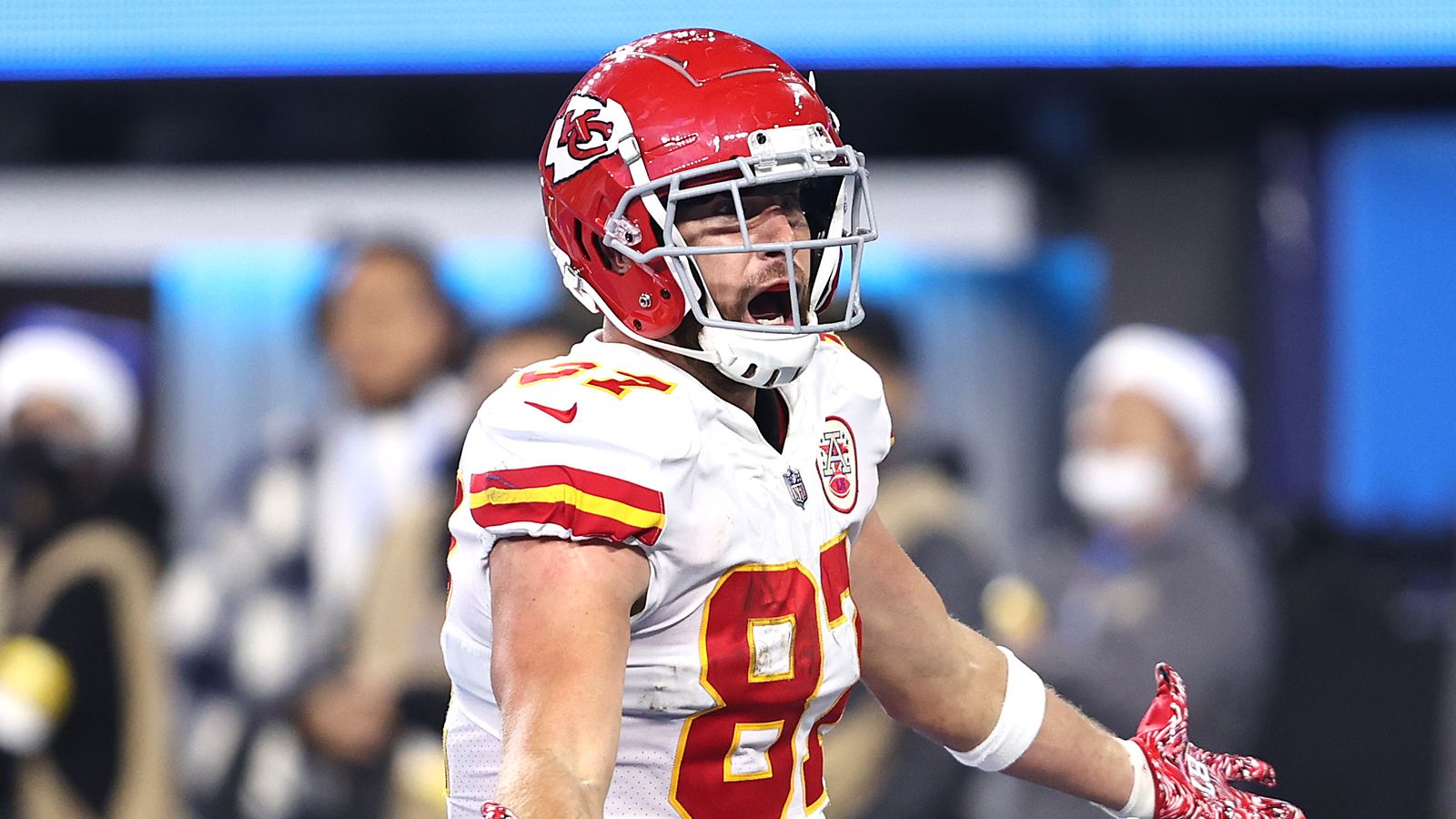 NFL Week 15 Stats: Travis Kelce's huge night for Chiefs, Aaron Rodgers ...