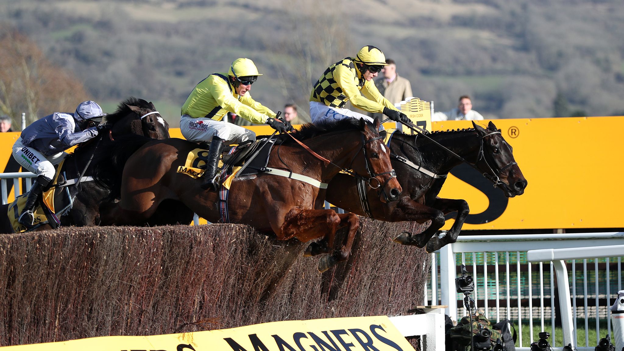 Resurgent Colin and Joe Tizzard team back on the winning trail after ...