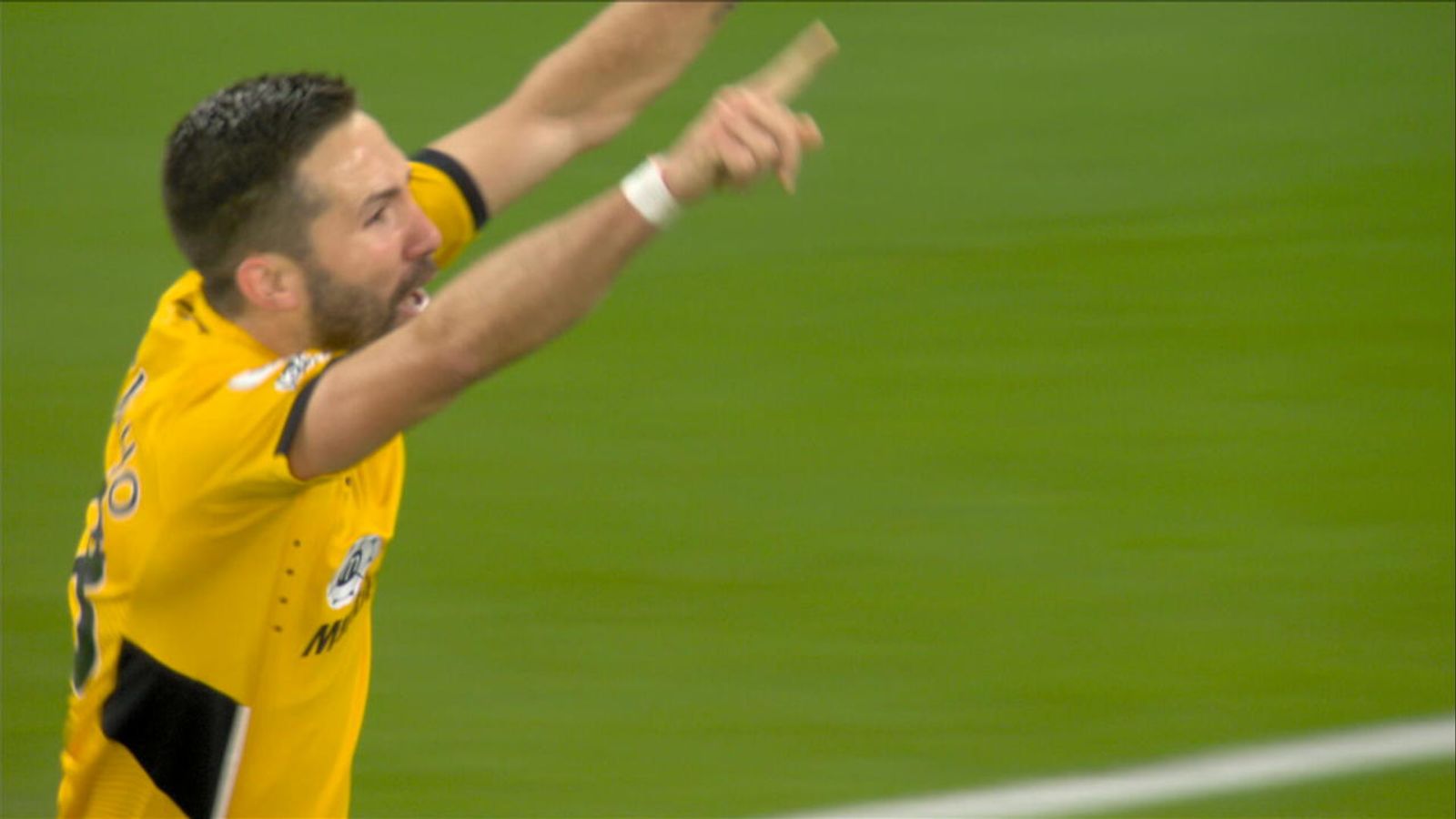 Man Utd 0-1 Wolves: Late Joao Moutinho strike sees Wolves win first ...