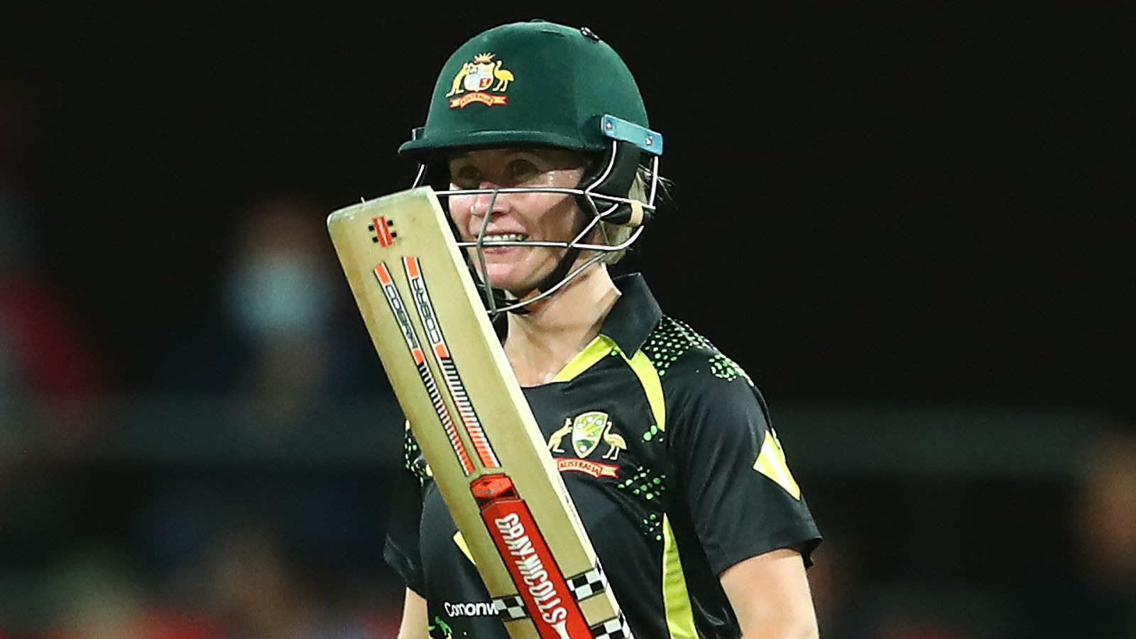 Women's Ashes: Australia batter Beth Mooney fractures jaw ahead of ...