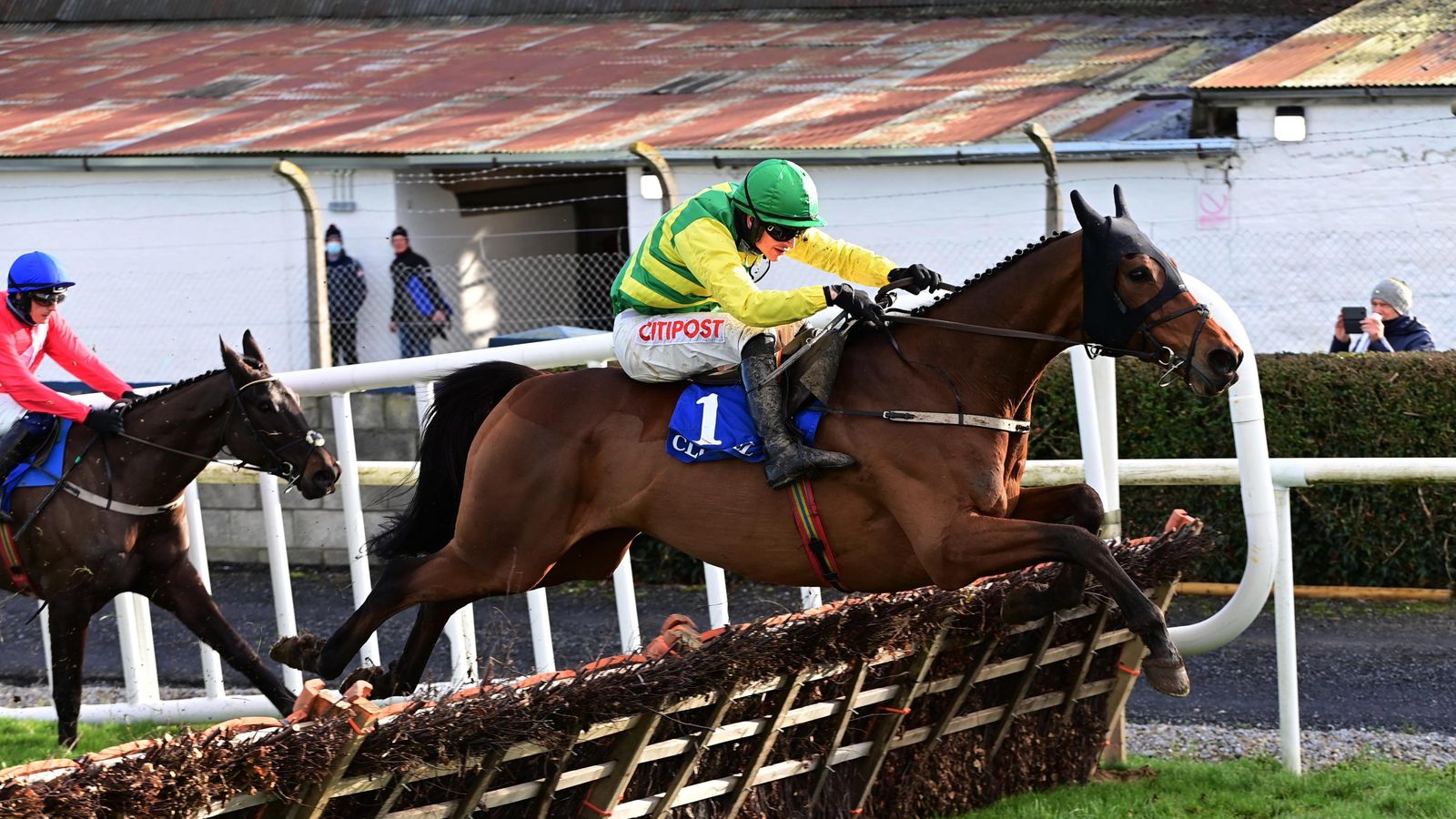 Munster Hurdle: Cash Back floors Willie Mullins stablemate and hot ...