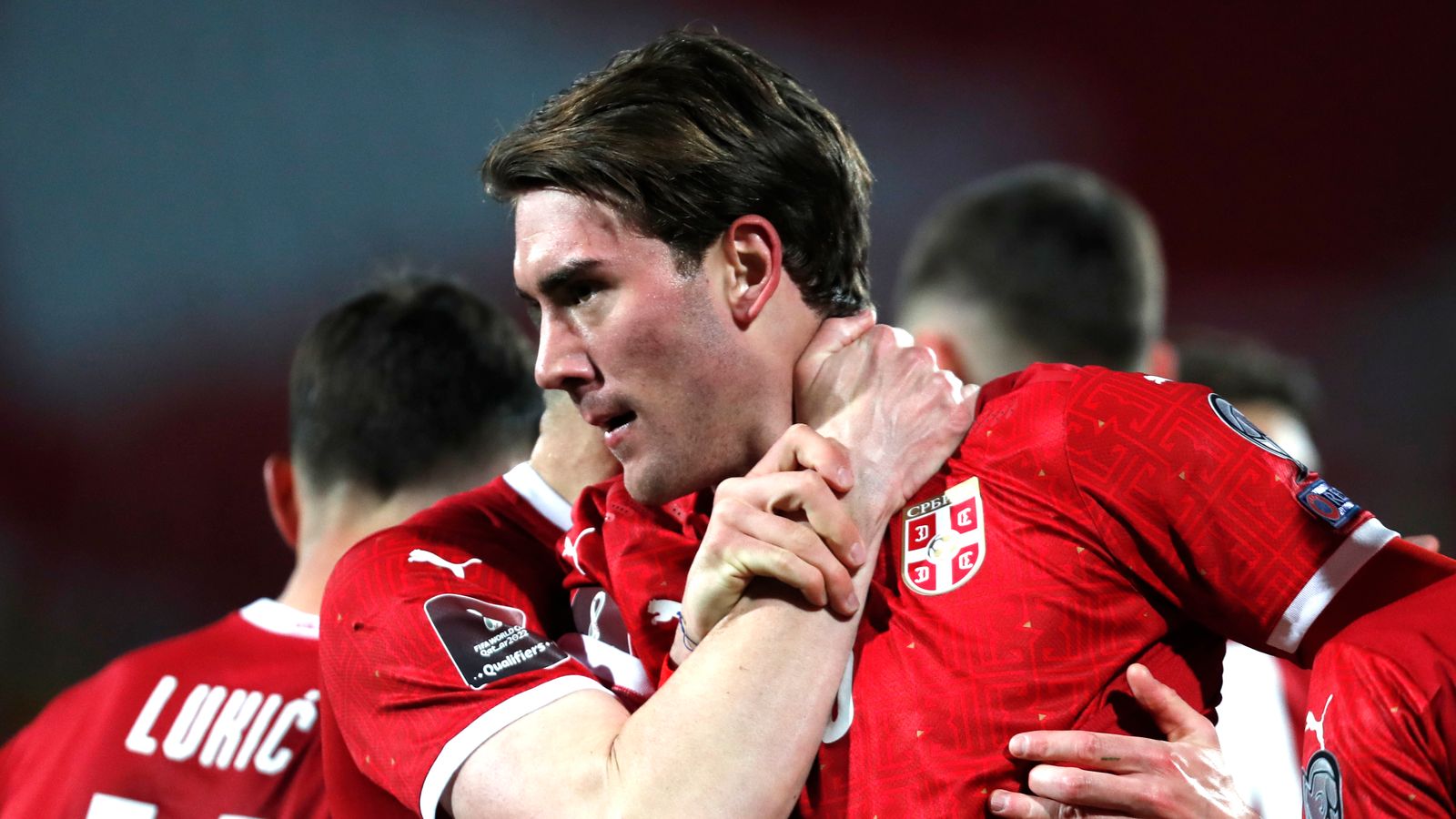 Dusan Vlahovic: Juventus complete £66.6m signing of striker from ...