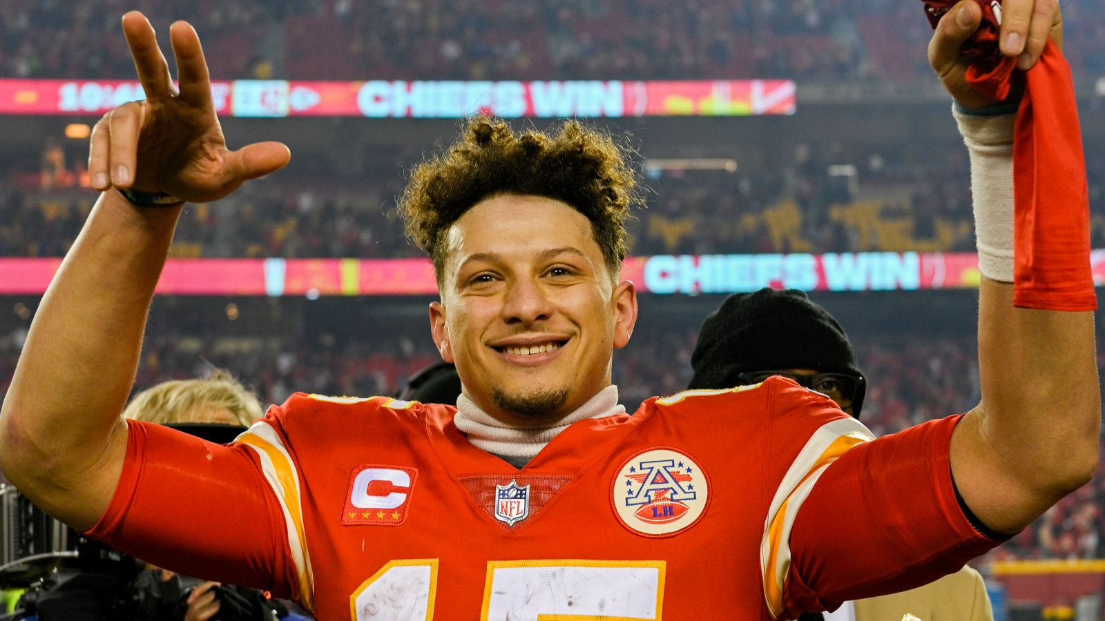 NFL playoff stats: Patrick Mahomes edges Josh Allen in quarterback ...