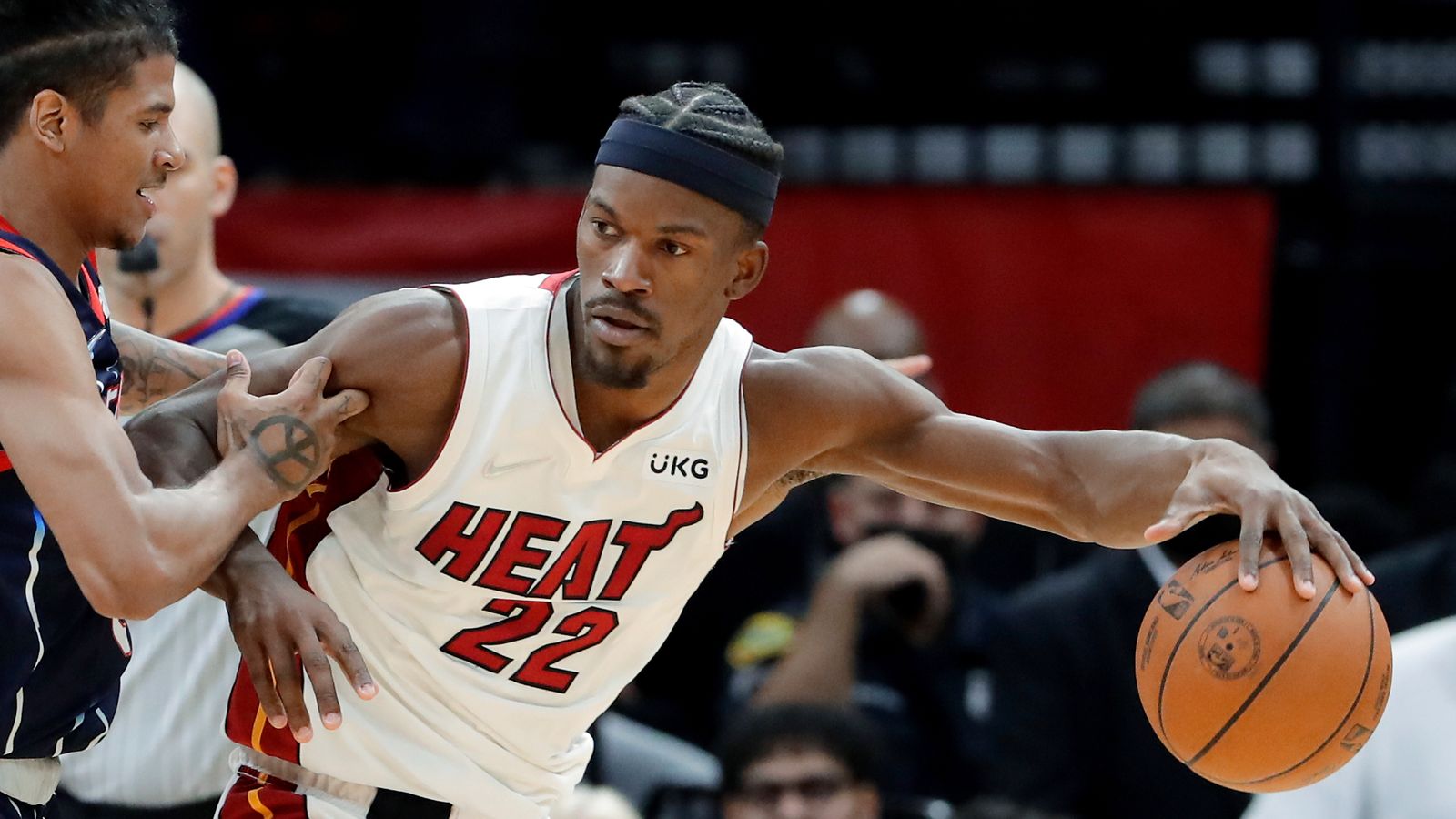 Butler's 37 downs Rockets! | NBA News | Sky Sports