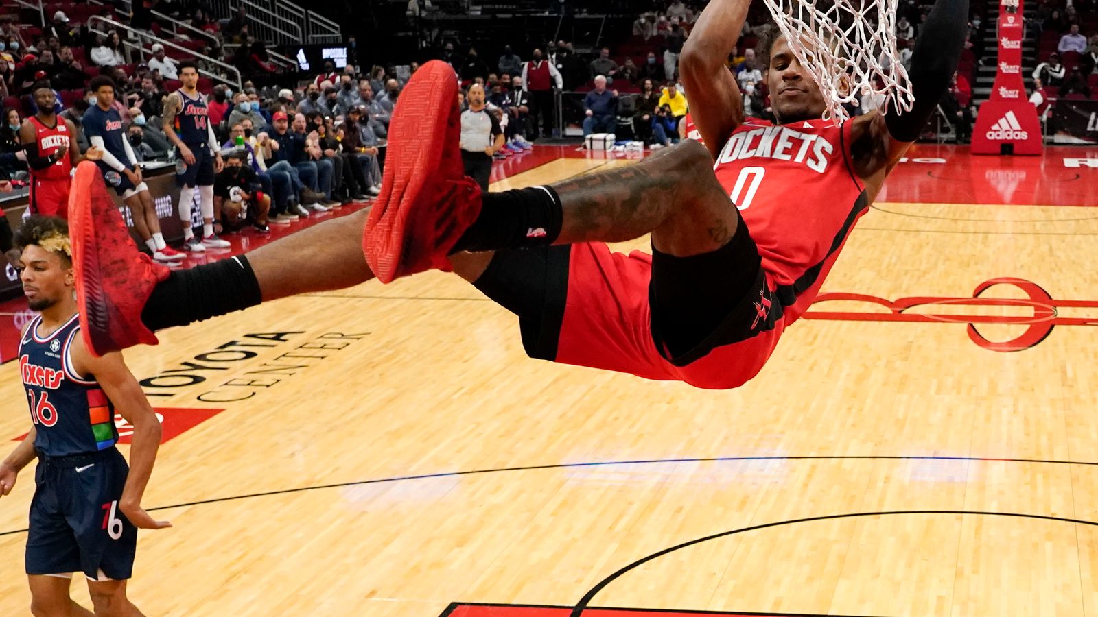 Green's thunderous alley-oop dunk | NBA News | Sky Sports