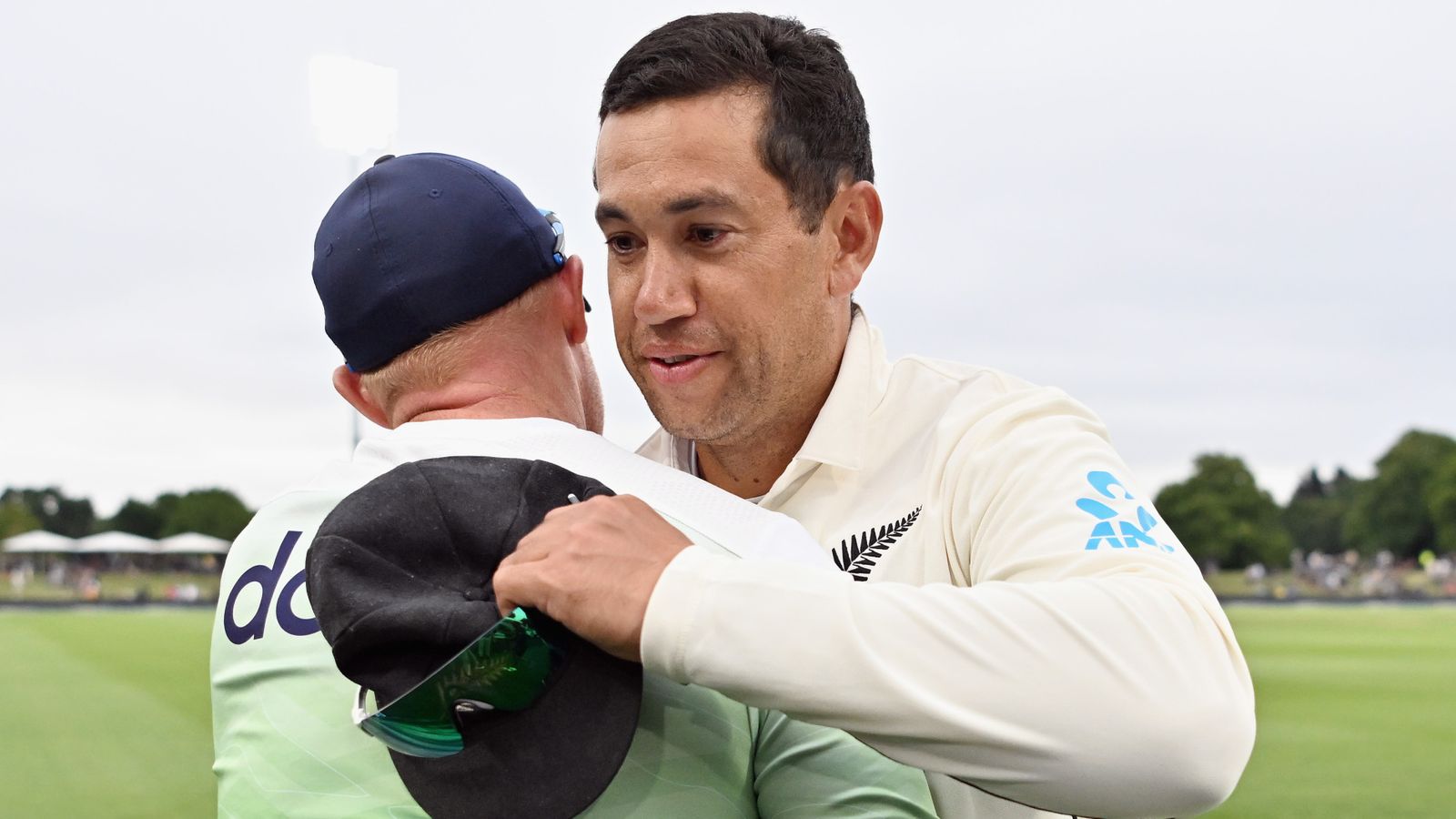 Ross Taylor ends New Zealand Test career with winning wicket as Black ...