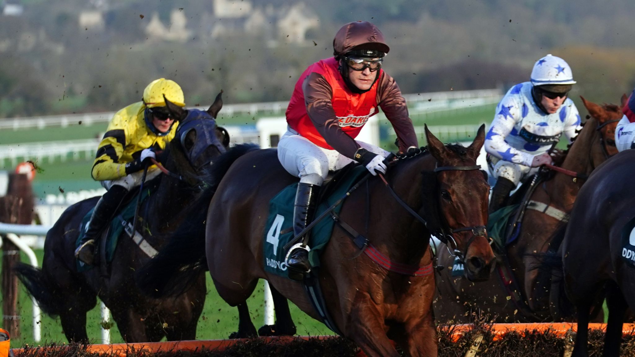 Cheltenham New Year's Day: Hillcrest impresses to win Listed Ballymore ...