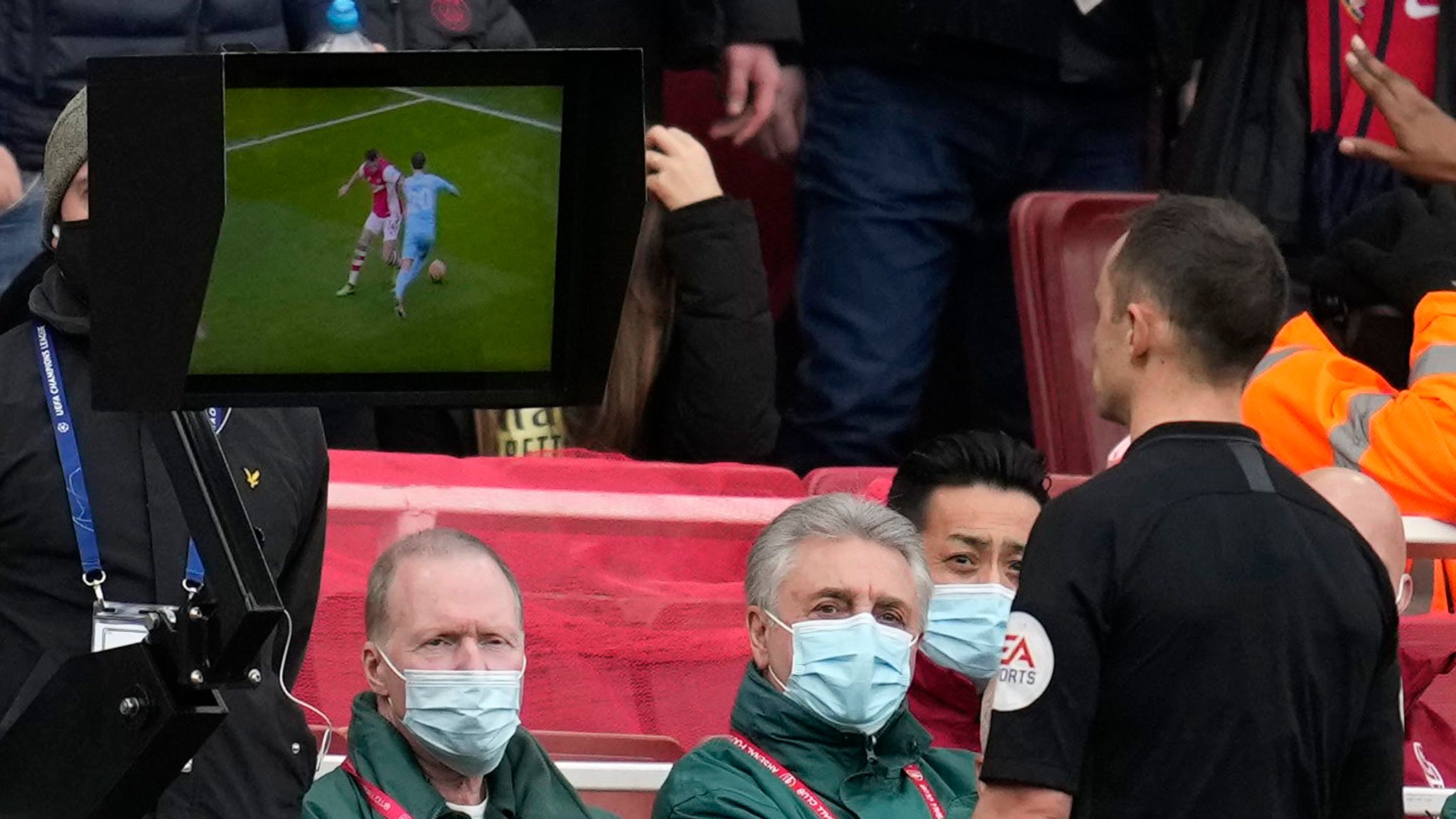 Arsenal 1-2 Man City: The missing penalty, Gabriel's dismissal, Rodri's ...