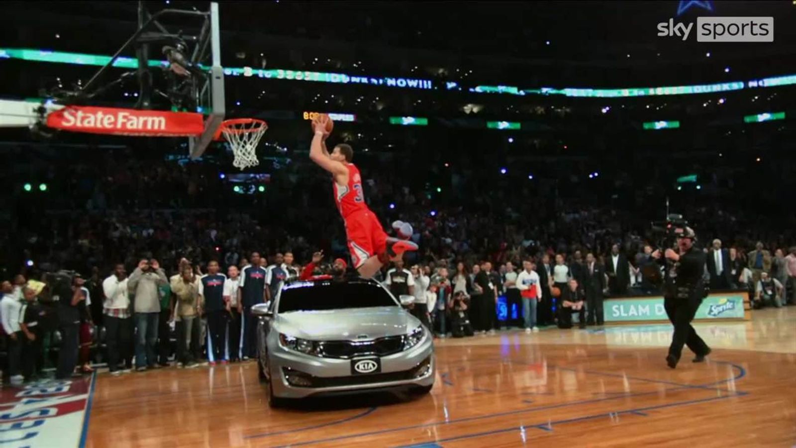 Classic NBA All-Star Moments: Blake Griffin dunks over a car | NBA News ...