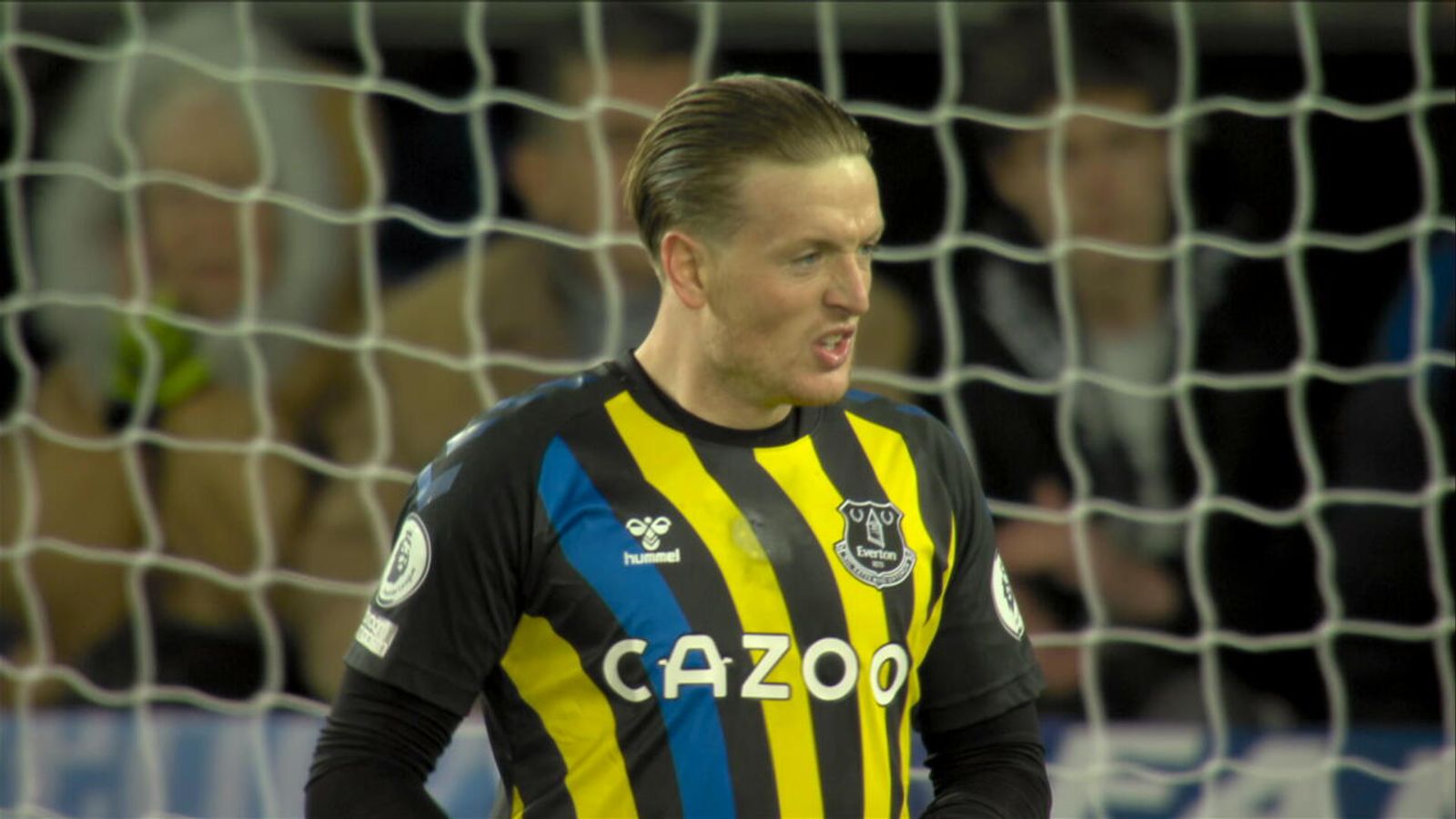 Pickford makes world-class double save | Football News | Sky Sports