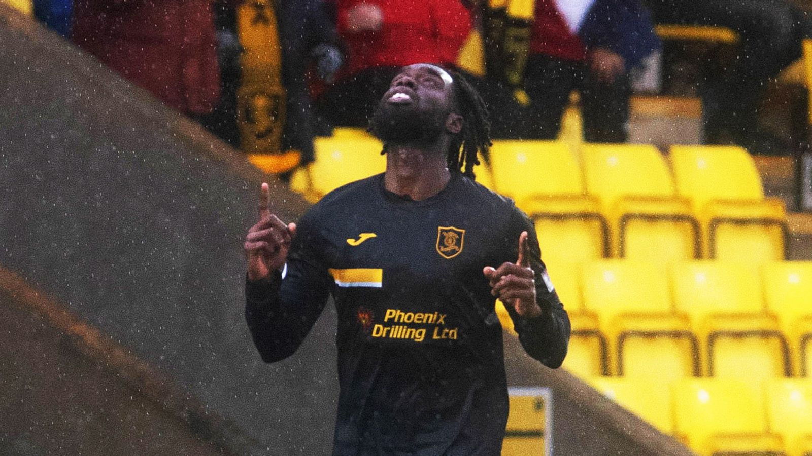Livingston 2-1 Aberdeen: Centre back Ayo Obileye nets fourth of season ...