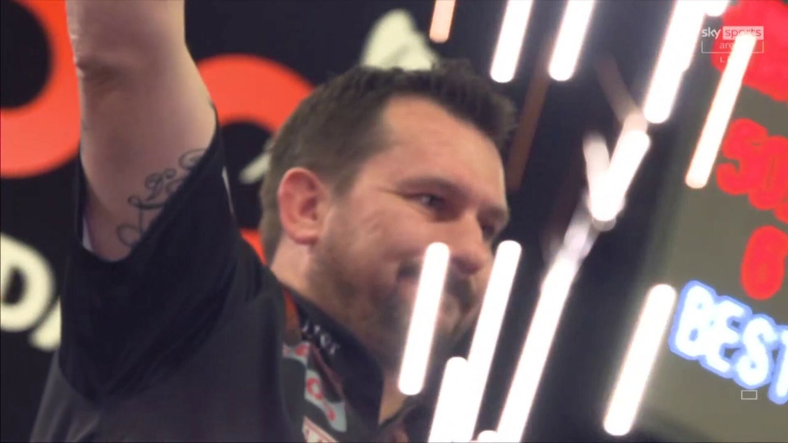 Jonny Clayton victorious in Liverpool | Darts News | Sky Sports