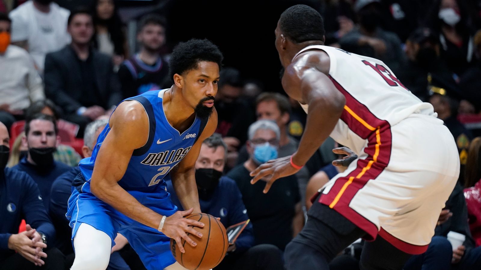 NBA Wk18: Dallas Mavericks 107-99 Miami Heat | NBA News | Sky Sports
