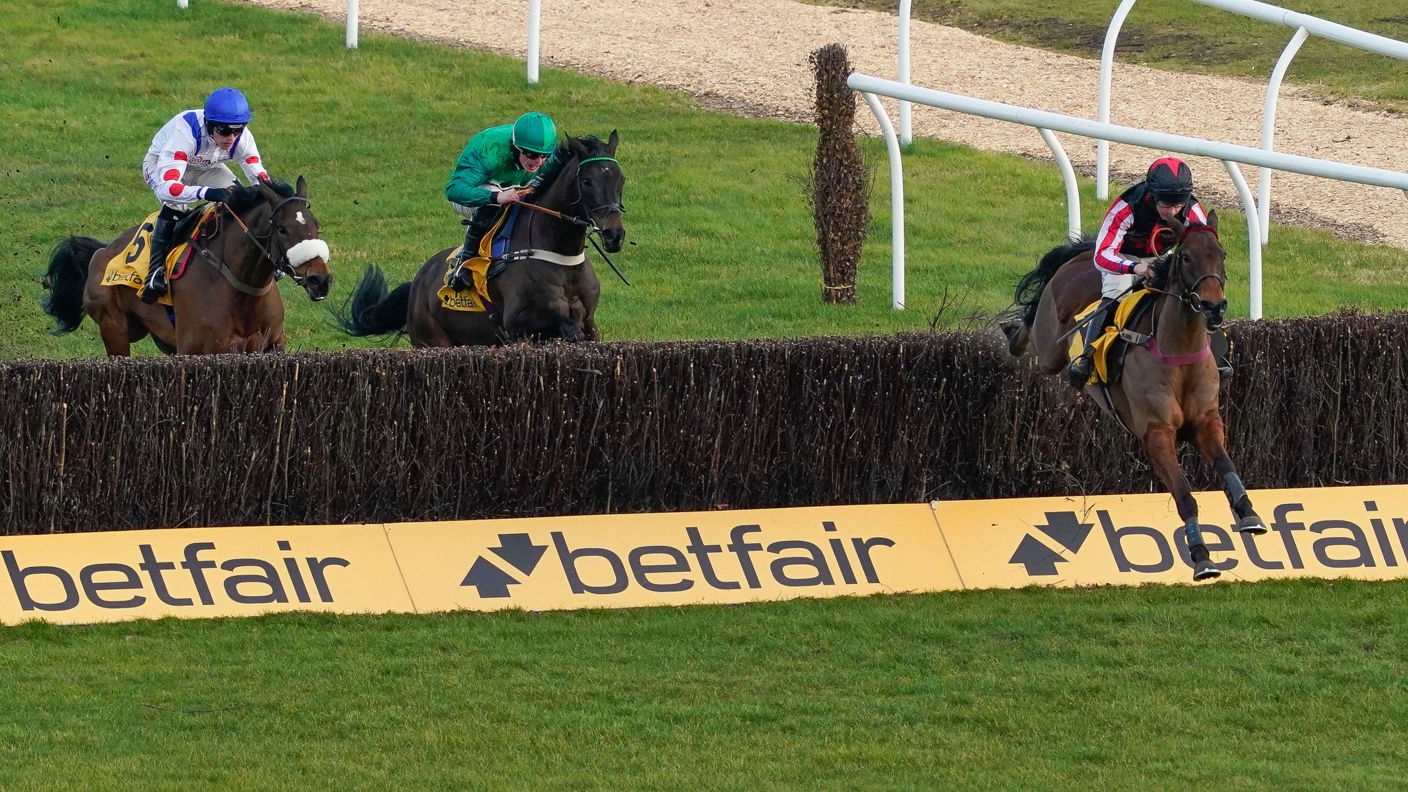 Game Spirit Chase: Funambule Sivola continues sparkling form of Venetia ...