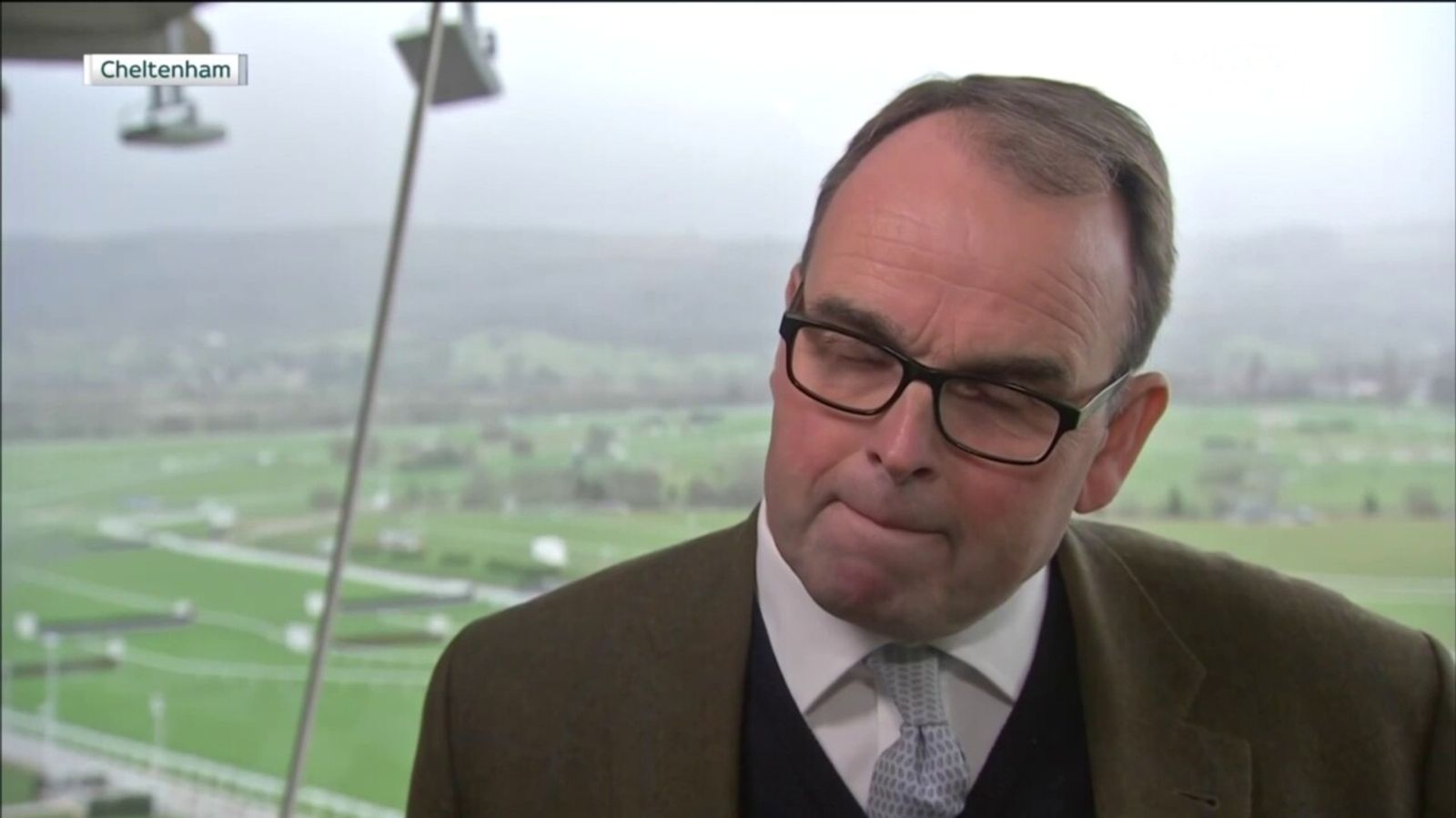 Arkle Novices' Chase: Edwardstone and Alan King fly flag for home team ...
