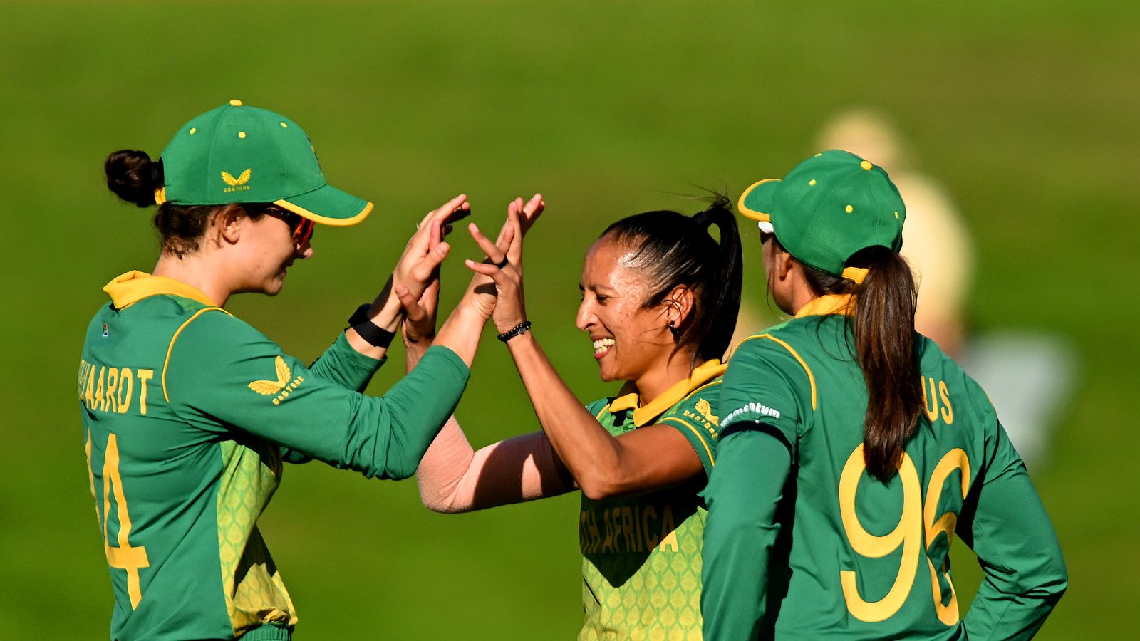 Women's Cricket World Cup: South Africa avoid Bangladesh shock defeat ...