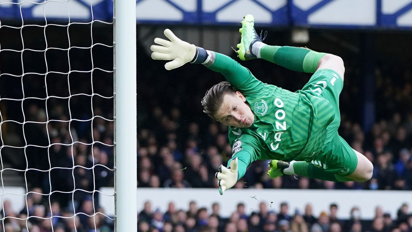 Jordan Pickford exclusive: Everton goalkeeper targeting survival ahead ...