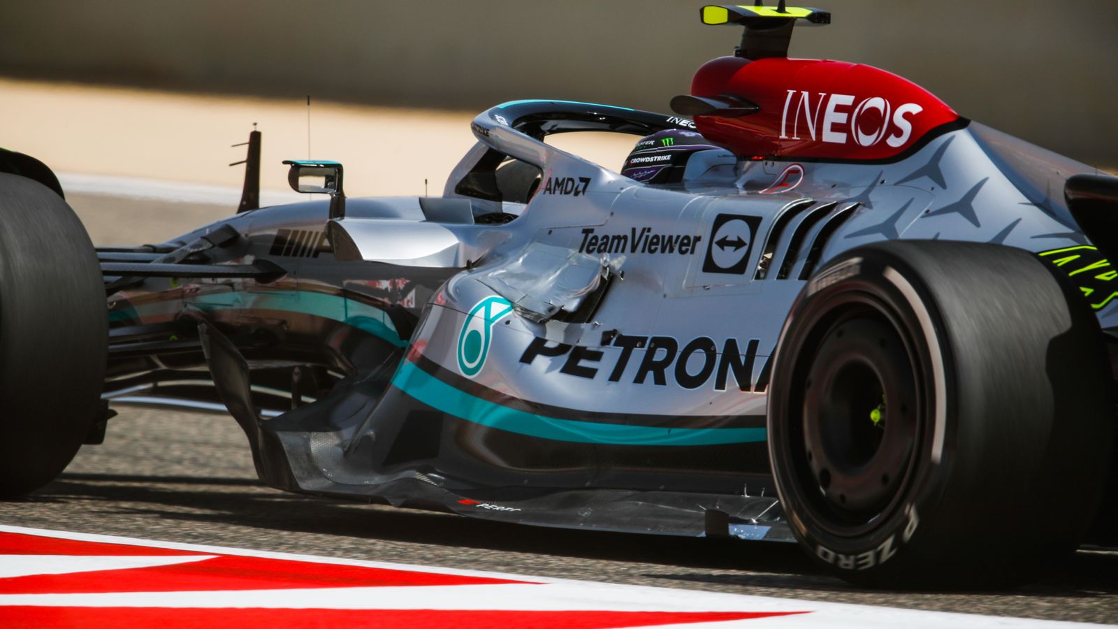 F1 Testing: Mercedes attract attention in Bahrain with radical 'no ...