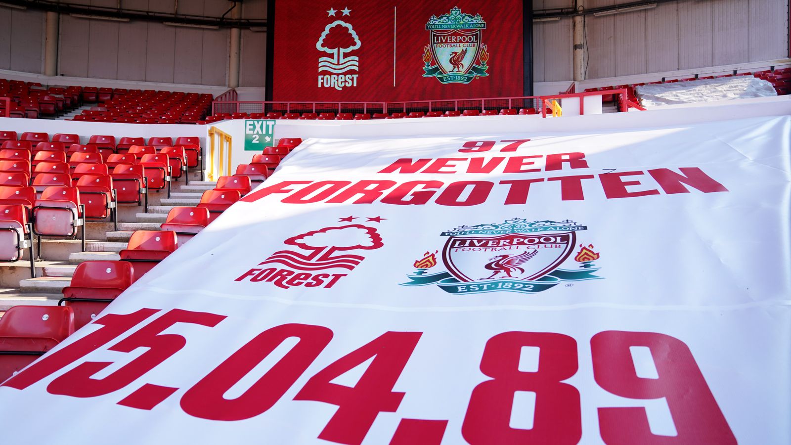 Nottm Forest 0-1 Liverpool: Diogo Jota strikes late as Reds set up Man ...