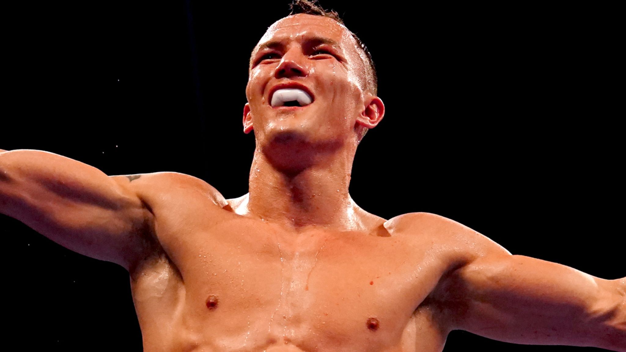 Josh Warrington regains featherweight world title with stoppage win ...