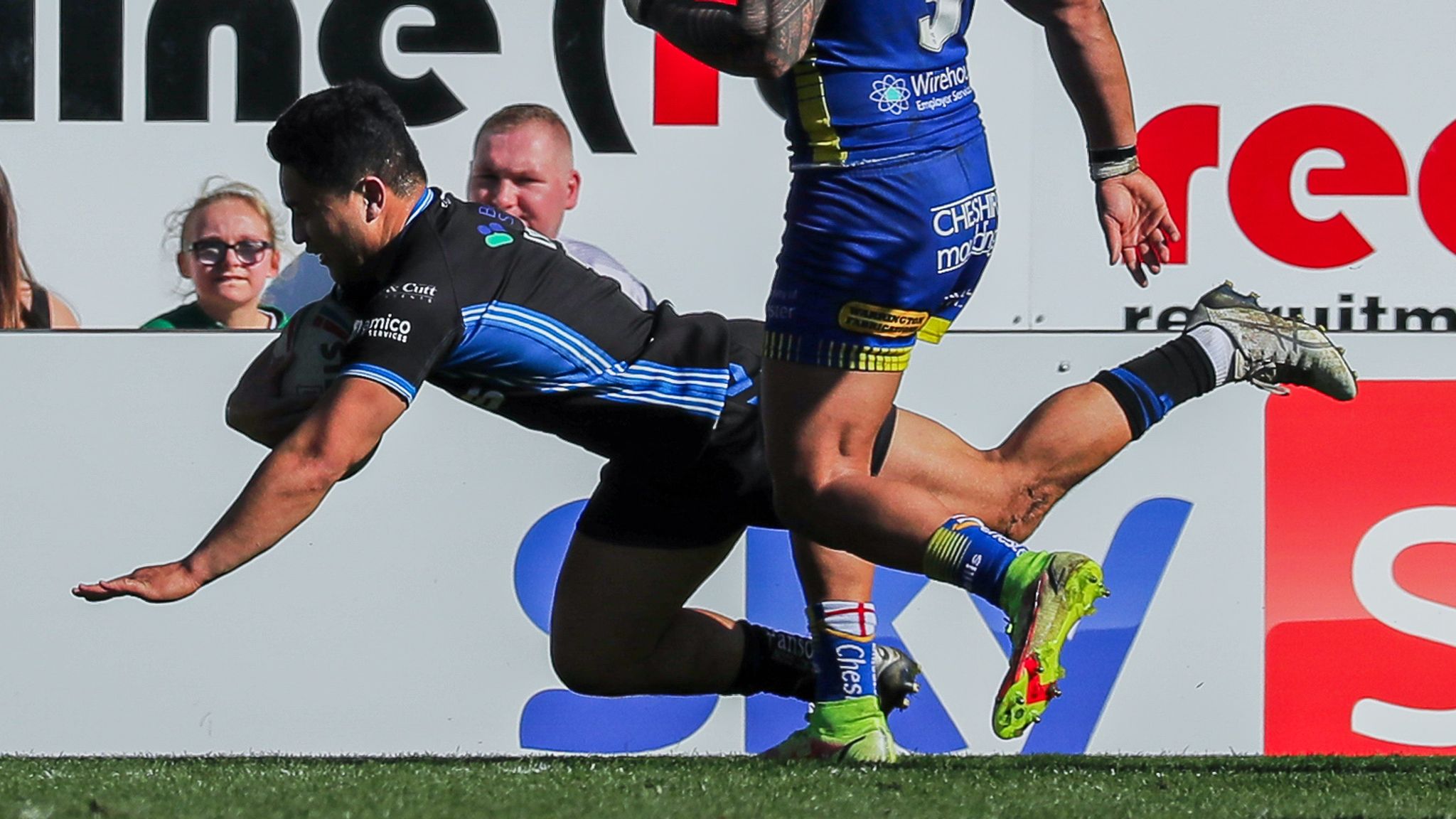 Super League: Toulouse claim historic victory over St Helens; Wakefield ...