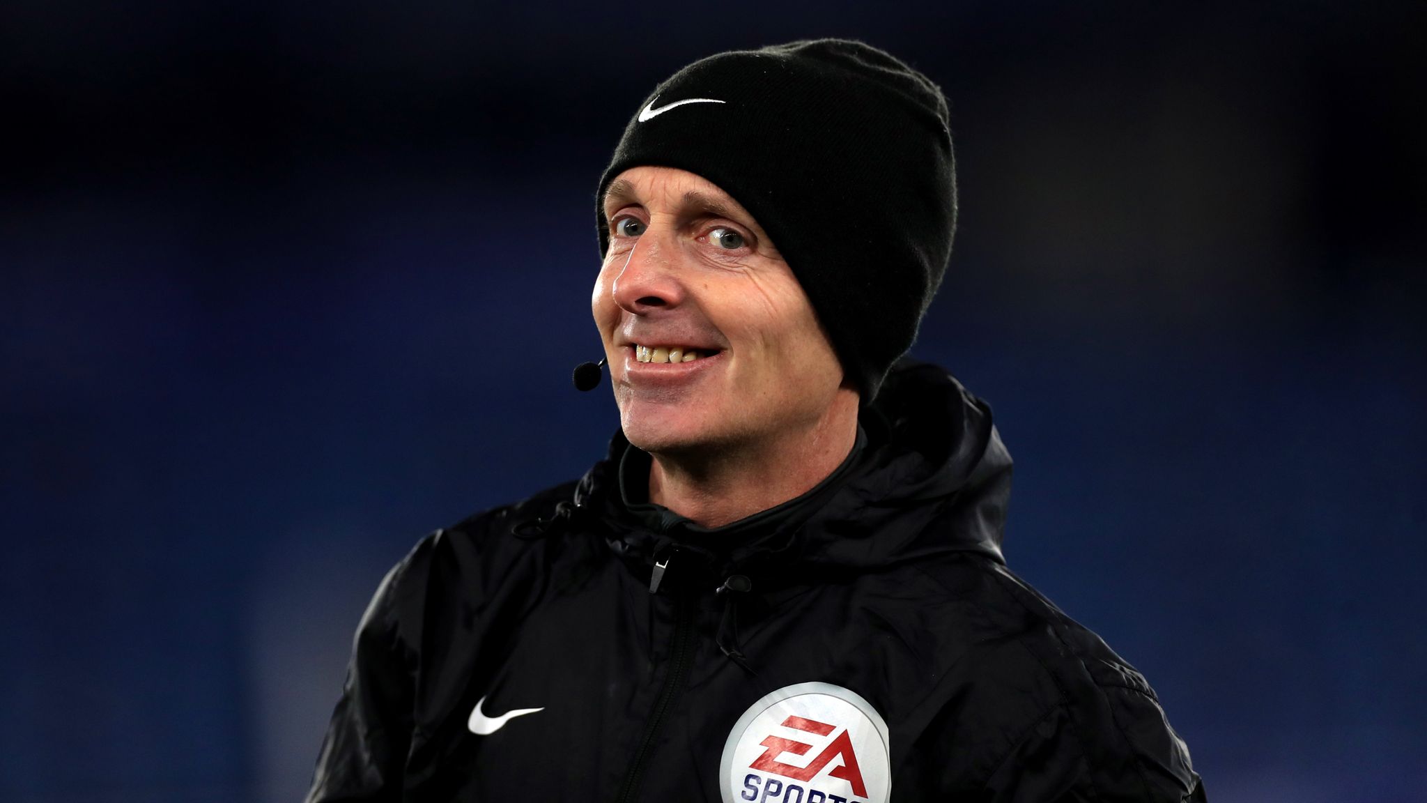 Mike Dean: Premier League referee to retire at end of season but likely ...