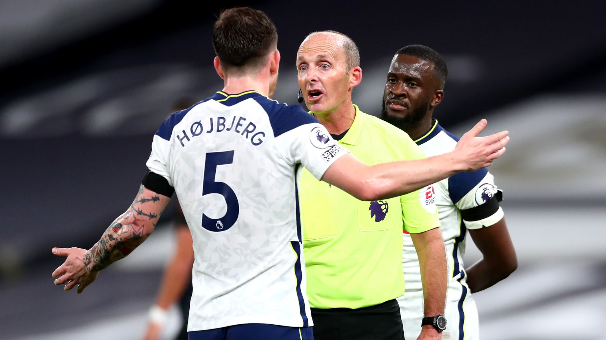 Mike Dean: Premier League referee to retire at end of season but likely ...