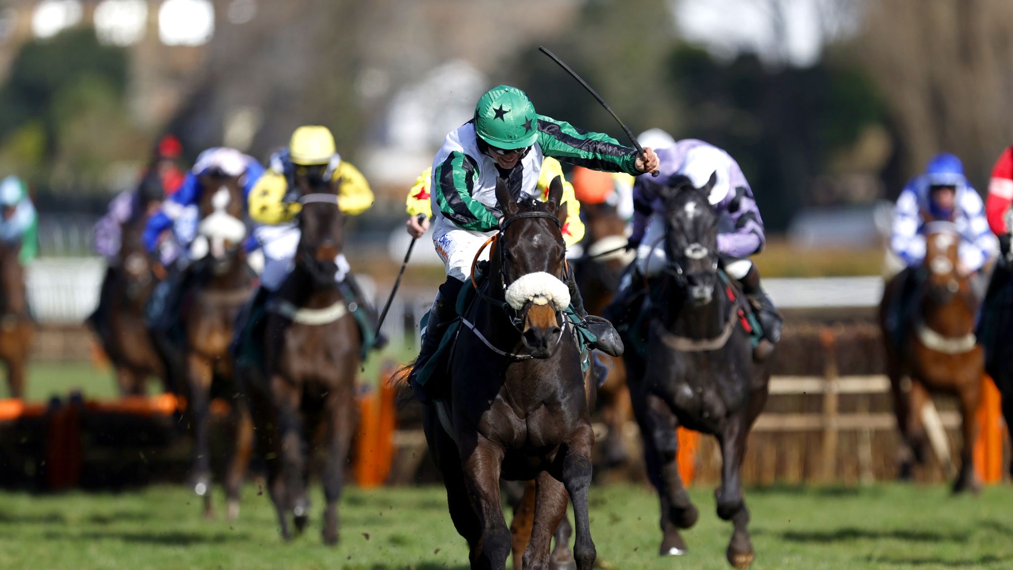 Grand National Festival: Simon Rowlands shares his tips for day two as ...