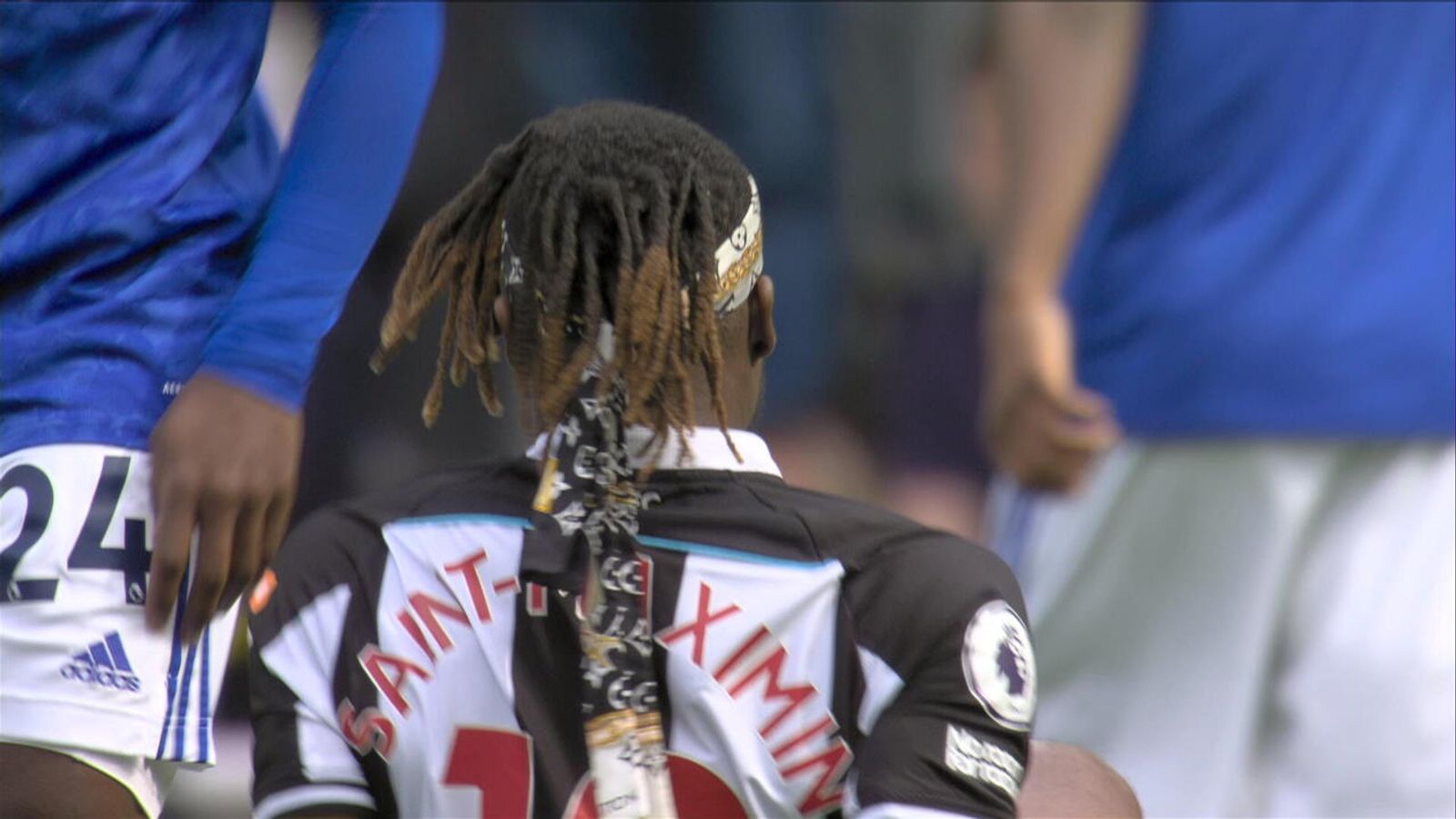 Saint-Maximin shoots wide | Football News | Sky Sports