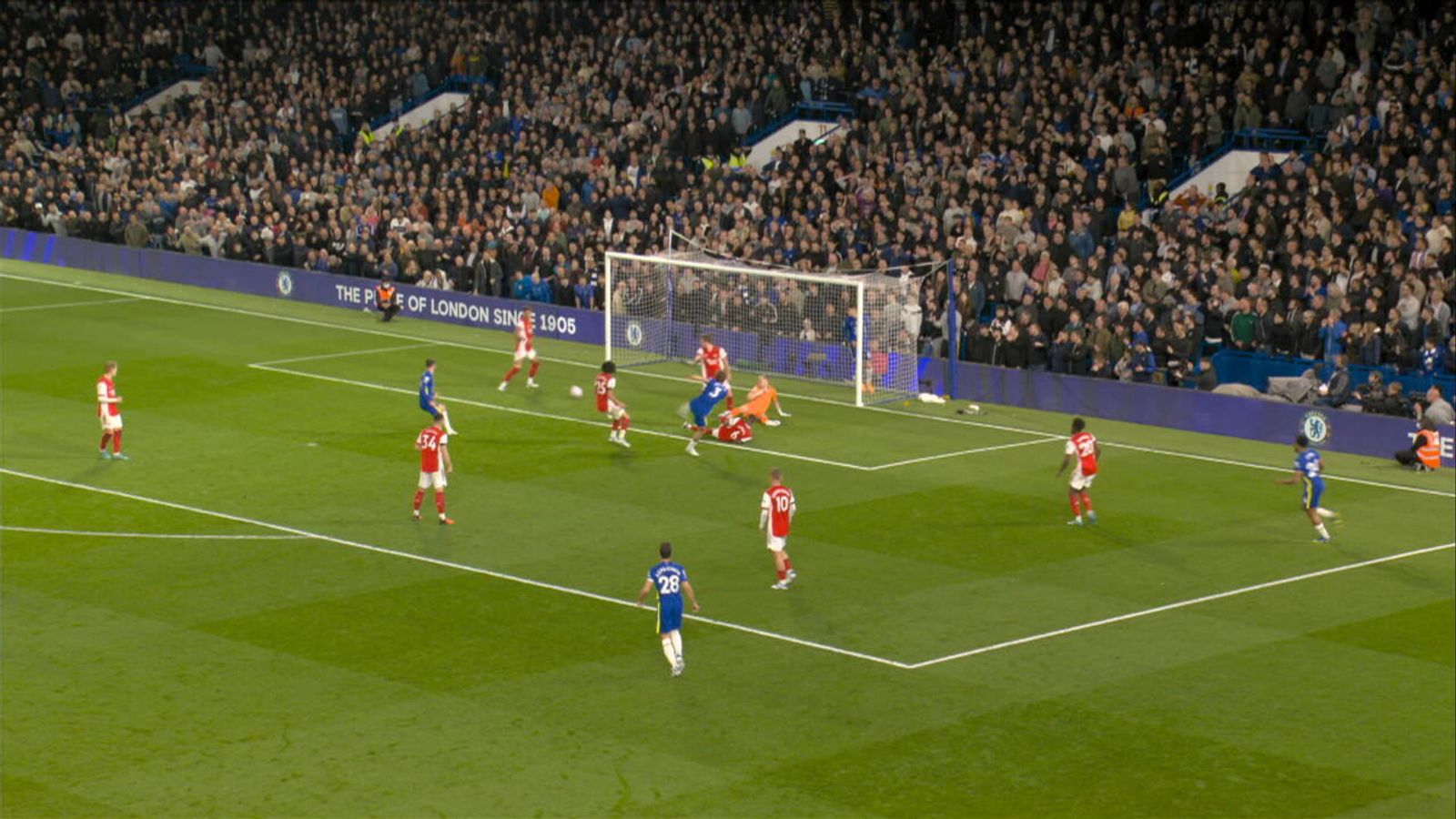 Crucial Gabriel block keeps Arsenal in front | Football News | Sky Sports