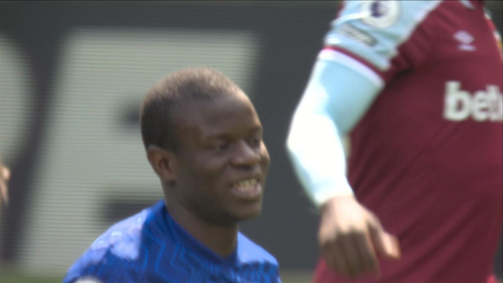 N'Golo Kante fires early chance wide | Football News | Sky Sports