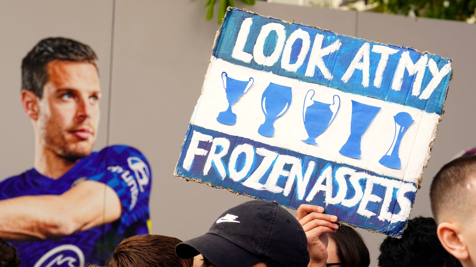 Chelsea fans protest against Ricketts' bid for club before Brentford ...