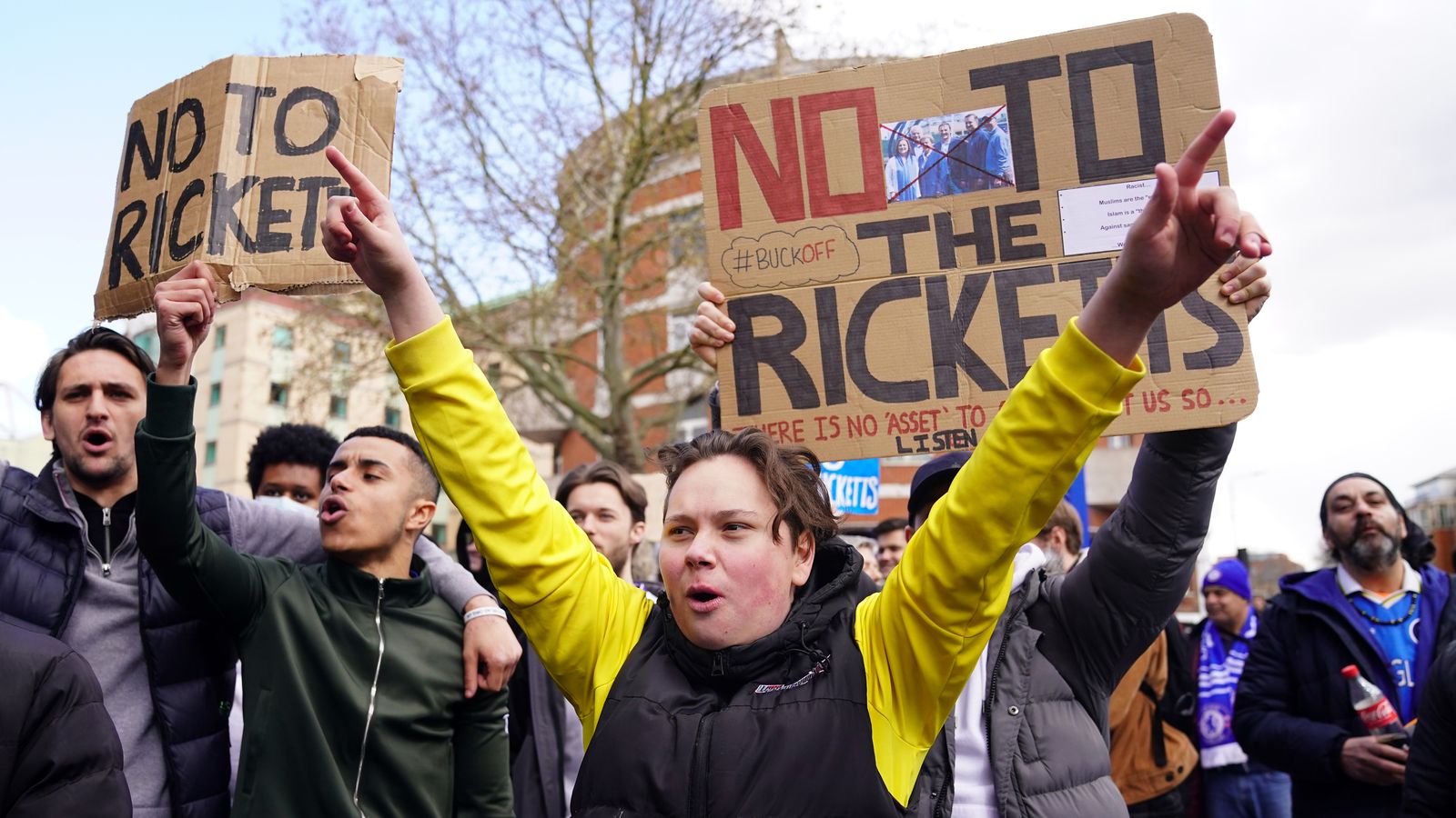 Chelsea fans protest against Ricketts' bid for club before Brentford ...