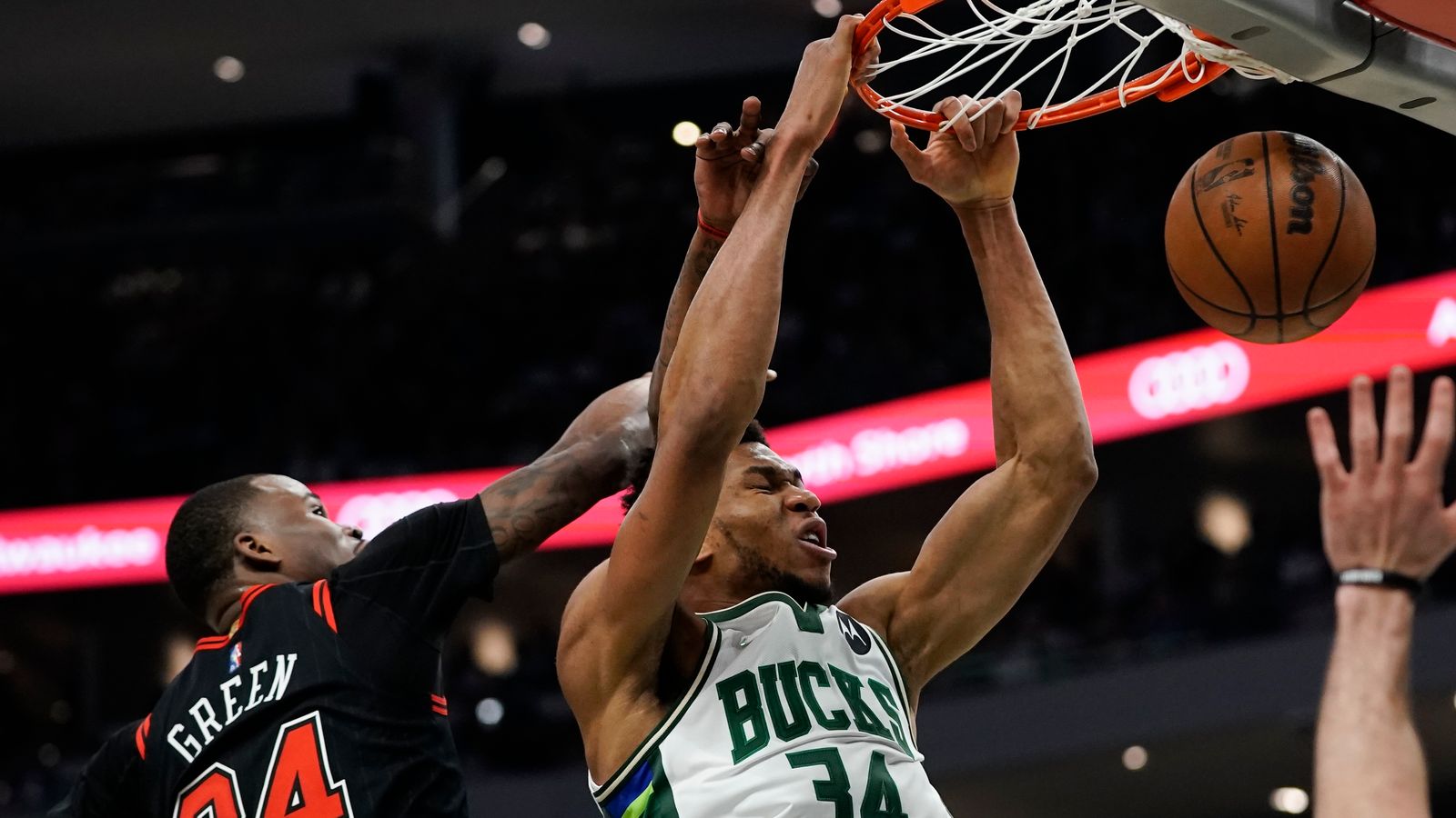 NBA Playoffs: Chicago Bulls 86-93 Milwaukee Bucks | NBA News | Sky Sports