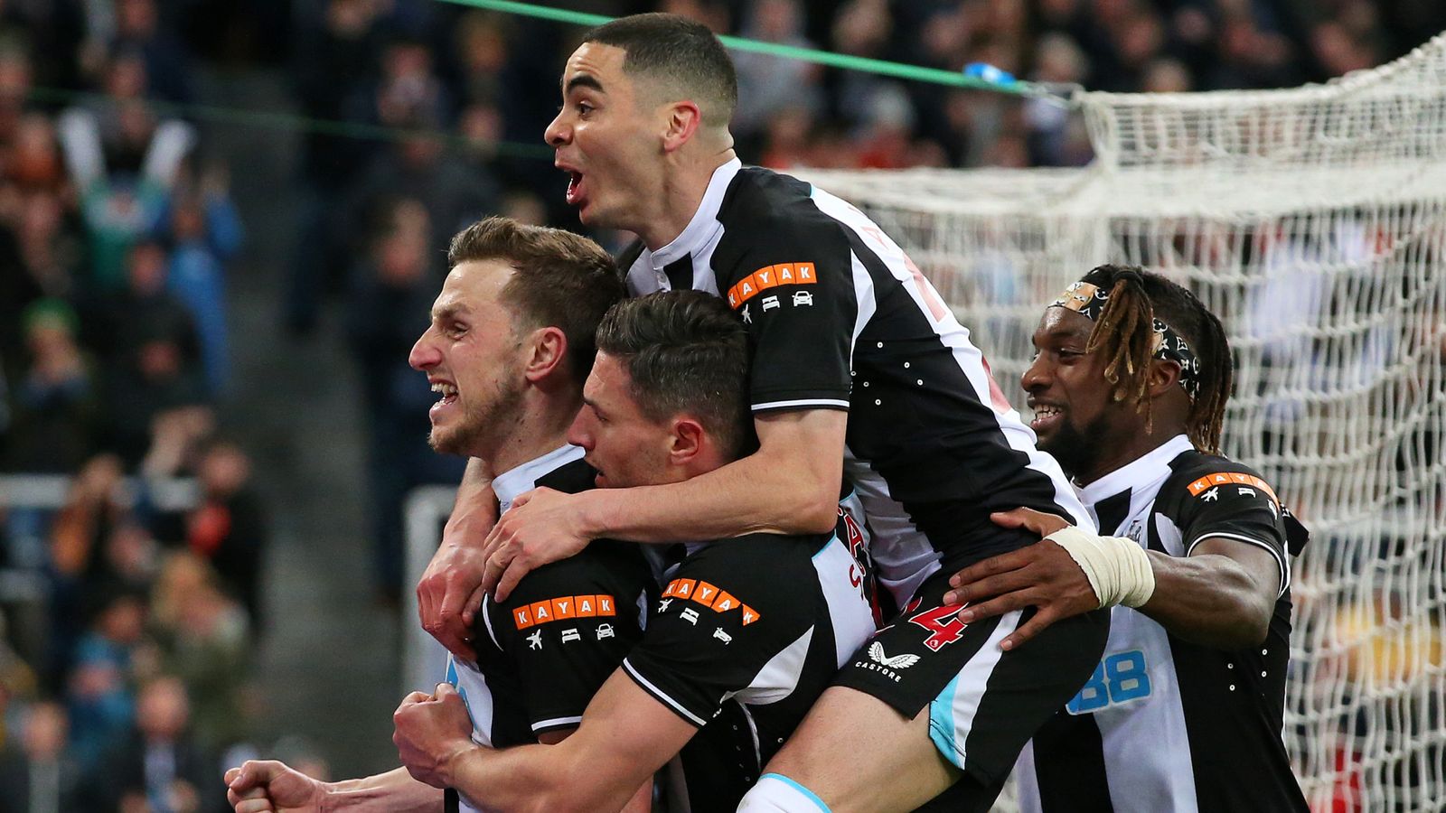 Newcastle 1-0 Wolves: Chris Wood penalty moves Magpies one step closer ...