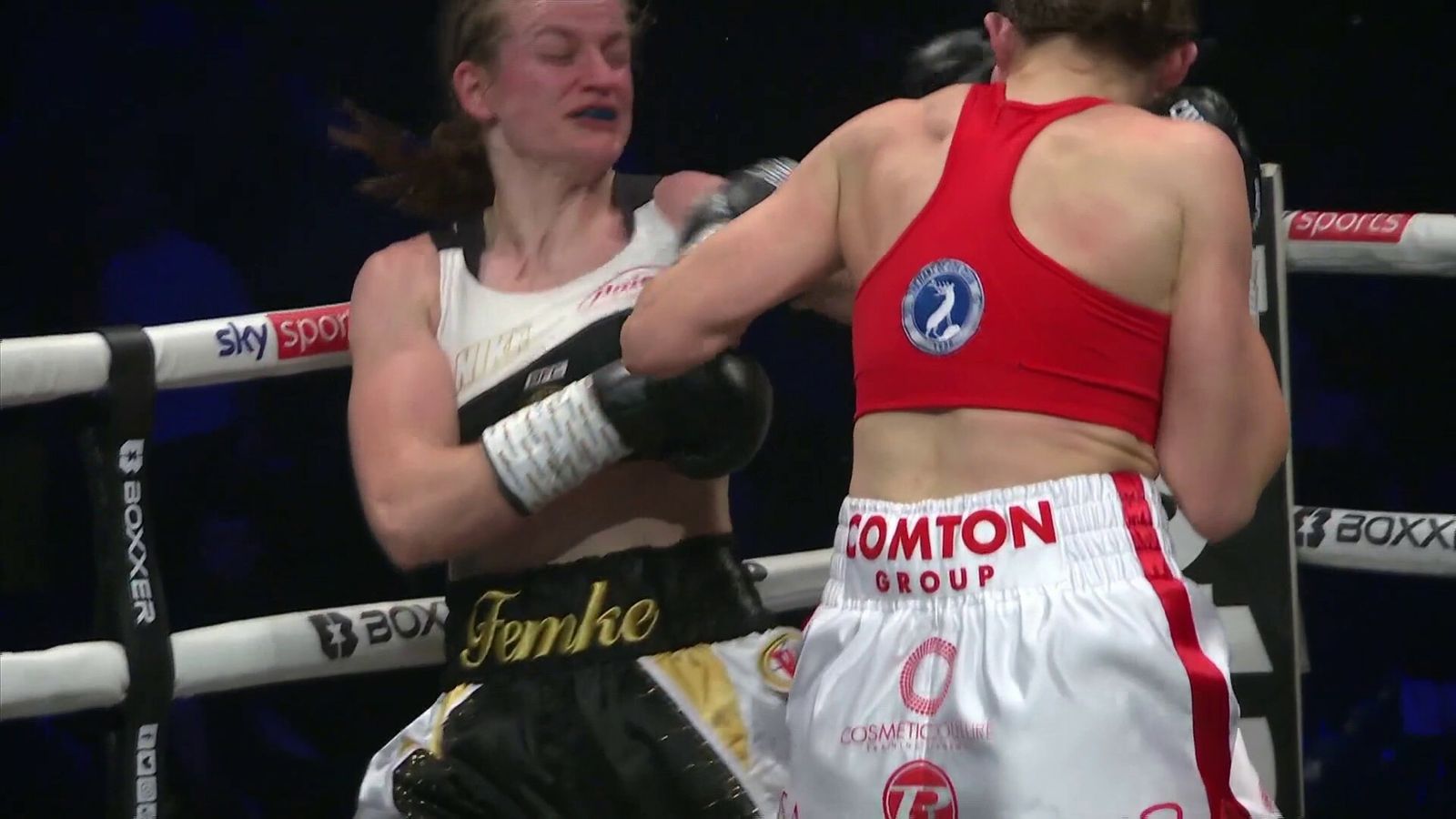 Savannah Marshall demolished Femke Hermans to set up an undisputed ...
