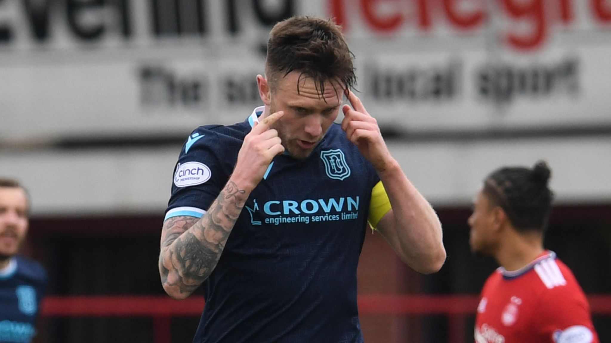 Dundee 2-2 Aberdeen: Hosts snatch point but Mark McGhee's wait for a ...