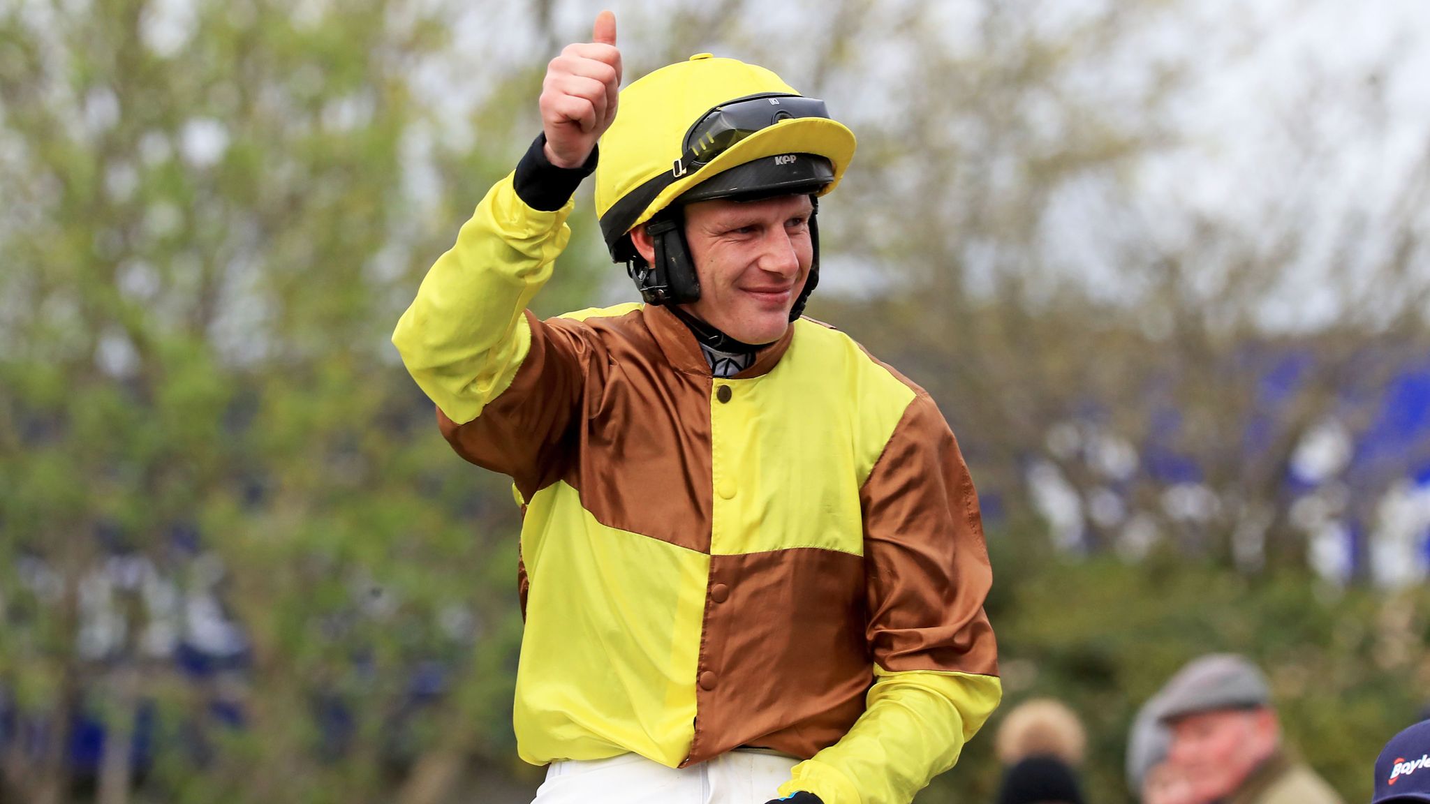 Galopin Des Champs back on track with Fairyhouse win after final-fence ...