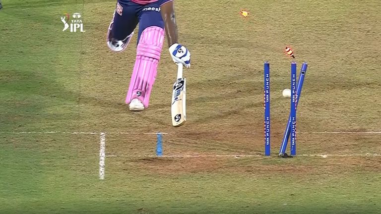Throw breaks stump in the IPL! | Cricket News | Sky Sports
