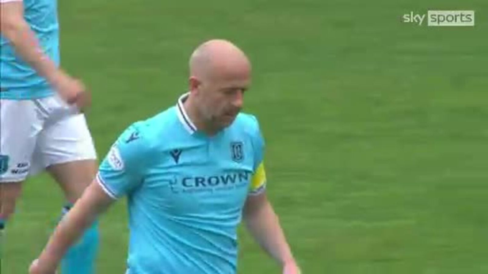 Dundee's Charlie Adam perfect assist... for St Mirren's Alex Grieve ...